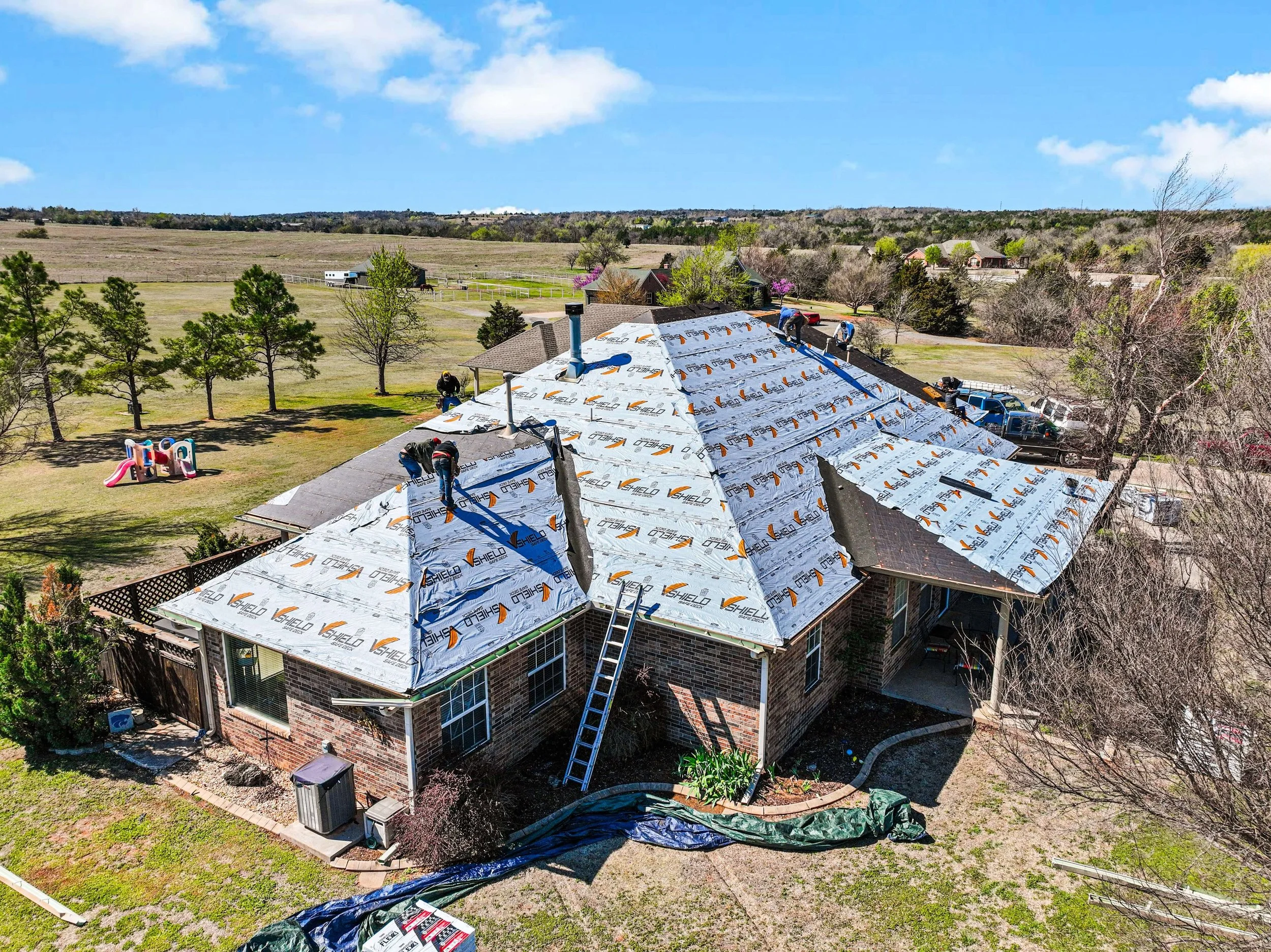 Windowa — Thunder City Roofing - OKC Roofers