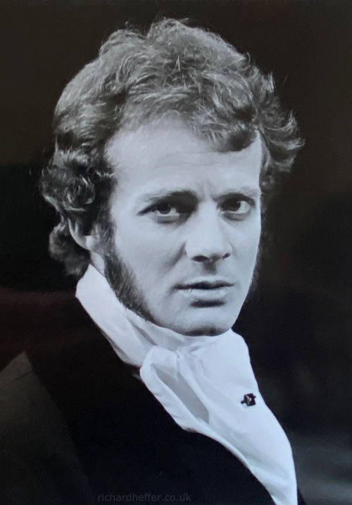 Official website for Richard Heffer, actor of stage and screen