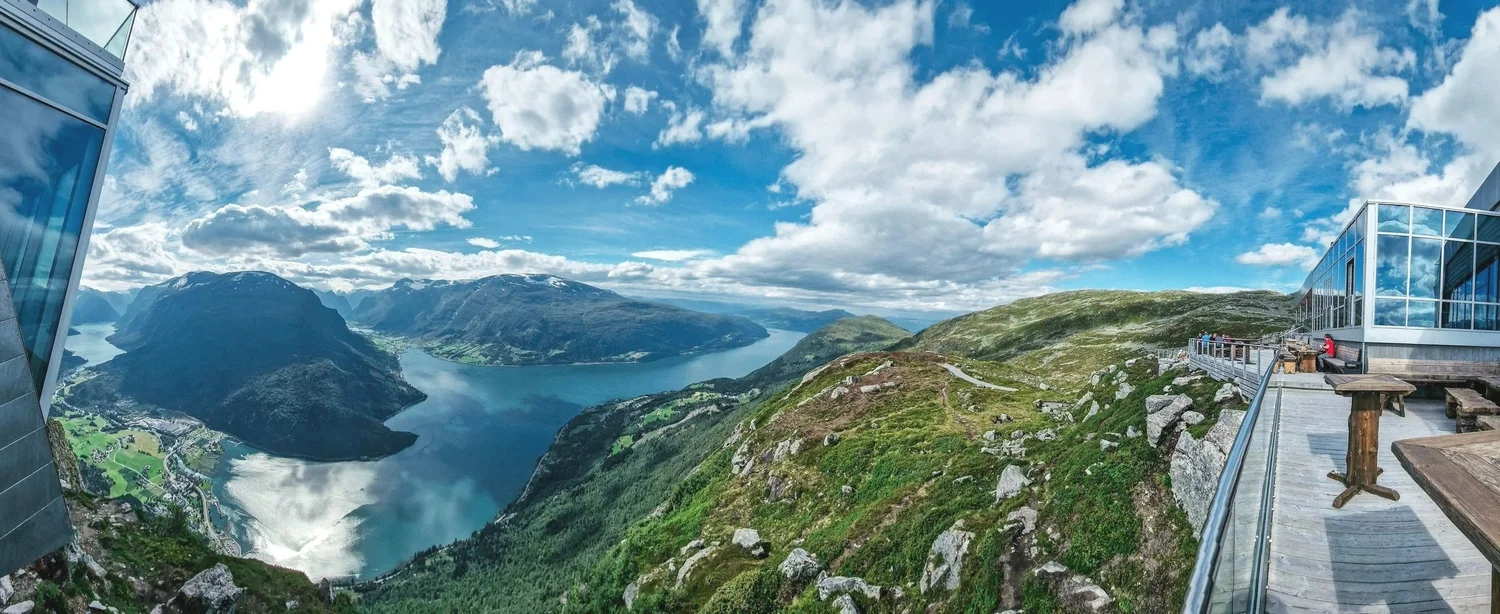 Heis til himmels og 11 andre ting å gjere i Loen — Loen Skylift