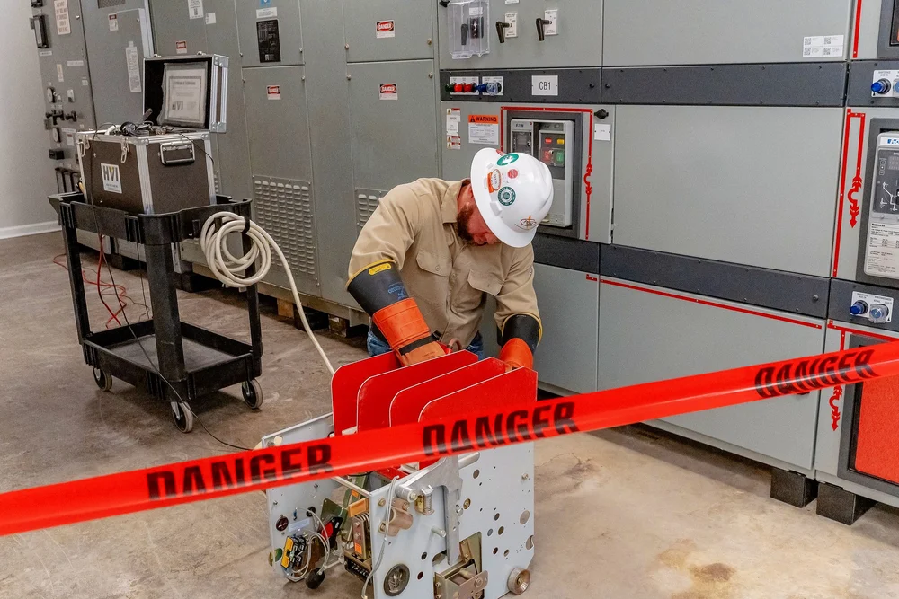 About Us — Power Distribution Maintenance