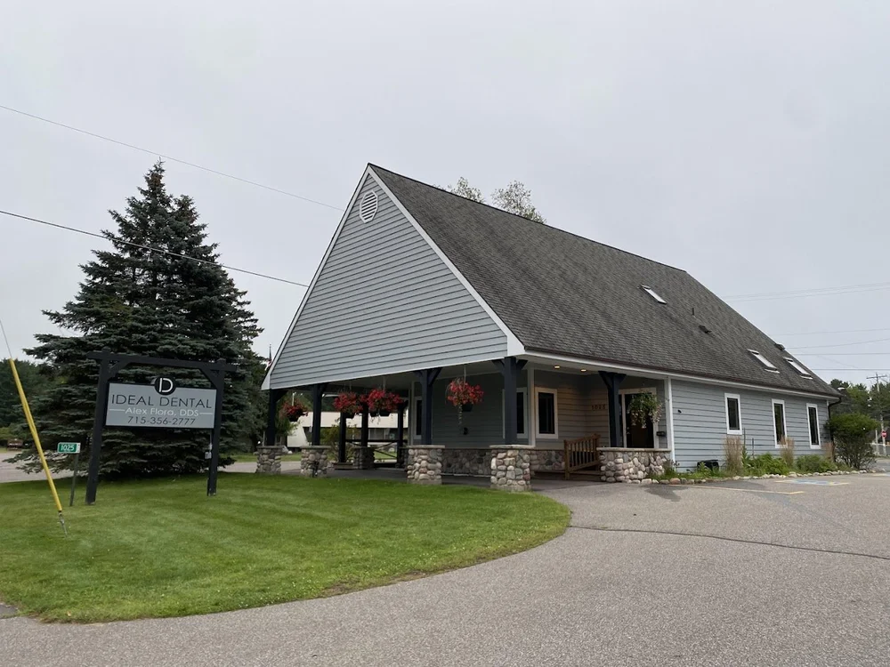 Dr. Alex Flora, Woodruff, WI - Ideal Dental