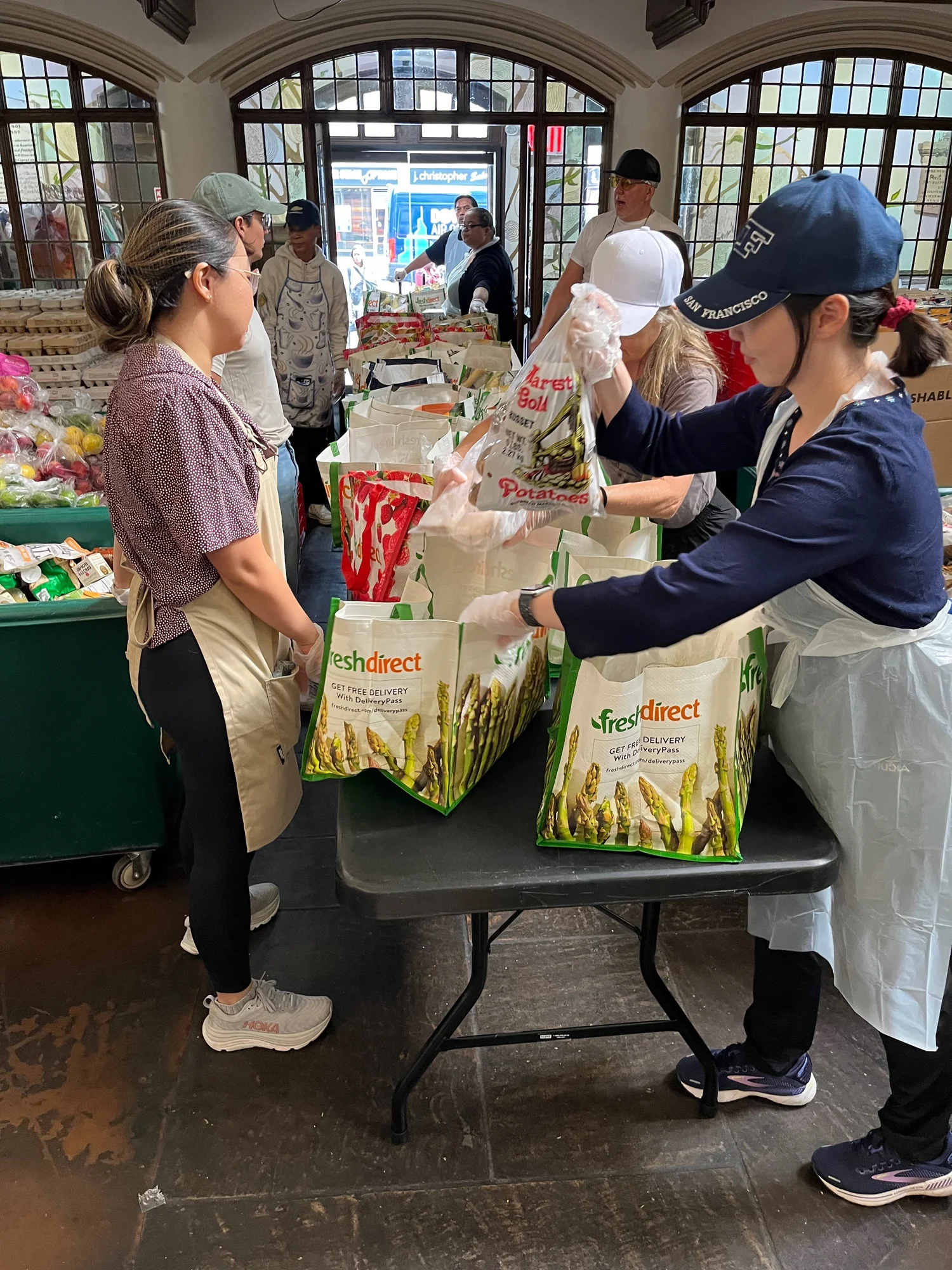 Volunteer — The Red Door Place Food Pantry and Community Meal