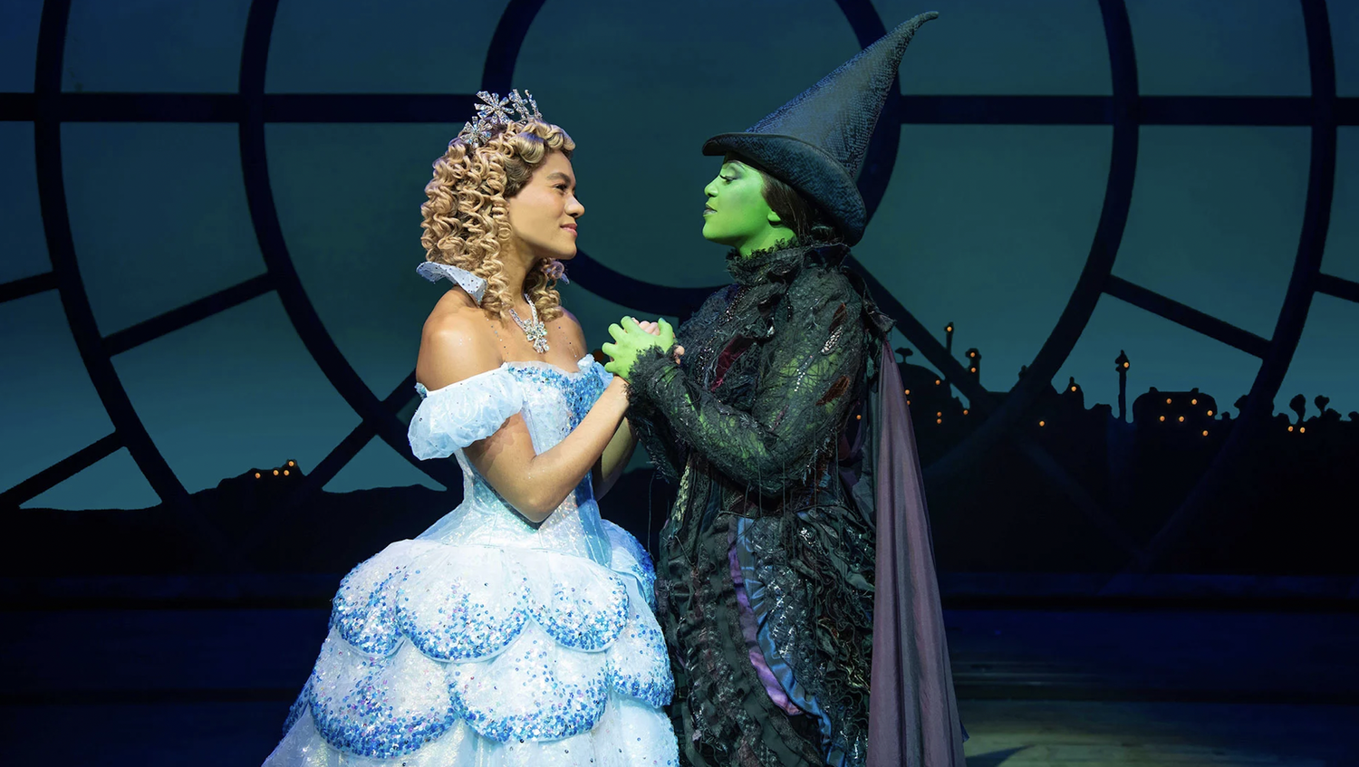 How Much Do Wicked Actors Get Paid? — London Theatre News