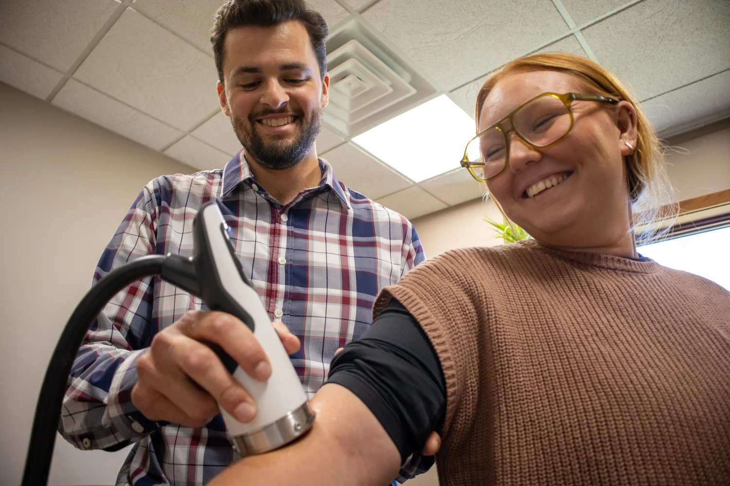 Integrated Pain Solutions | Treating with Patients & Athletes