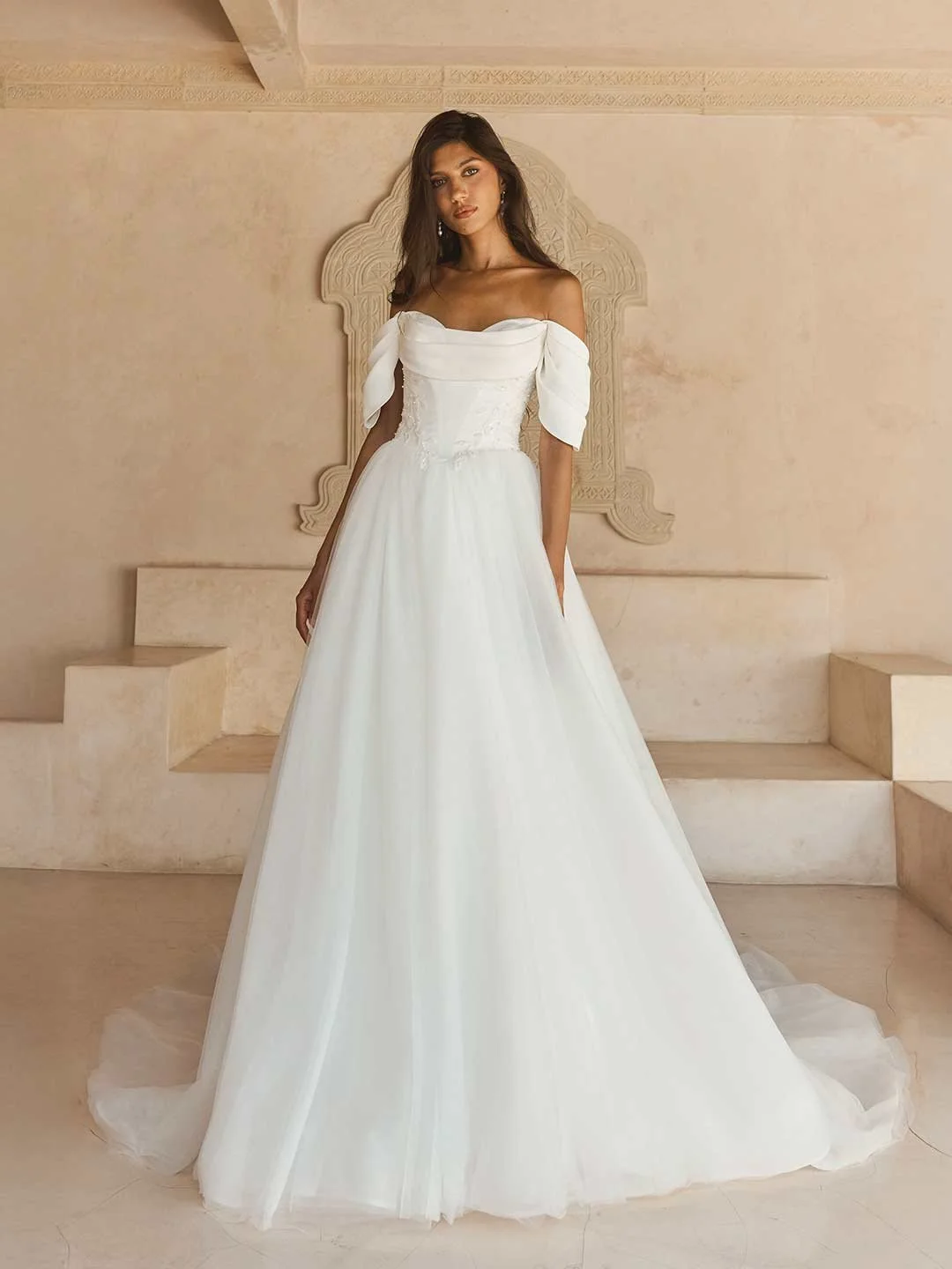 Madi Lane Litia — The Ivory Outlet