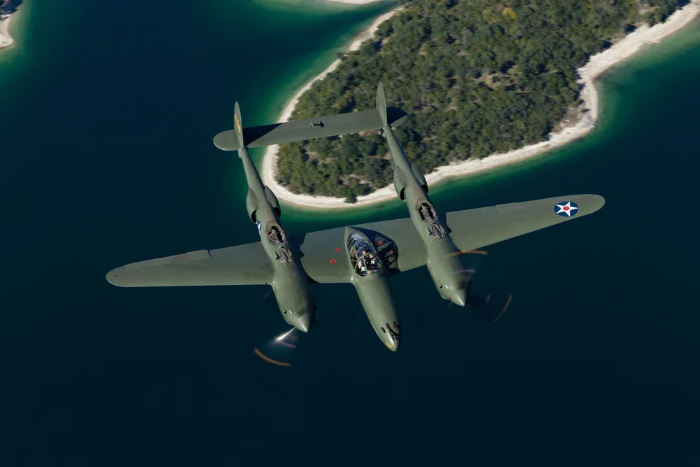 P-38F LIGHTNING “GLACIER GIRL” — Lewis Air Legends