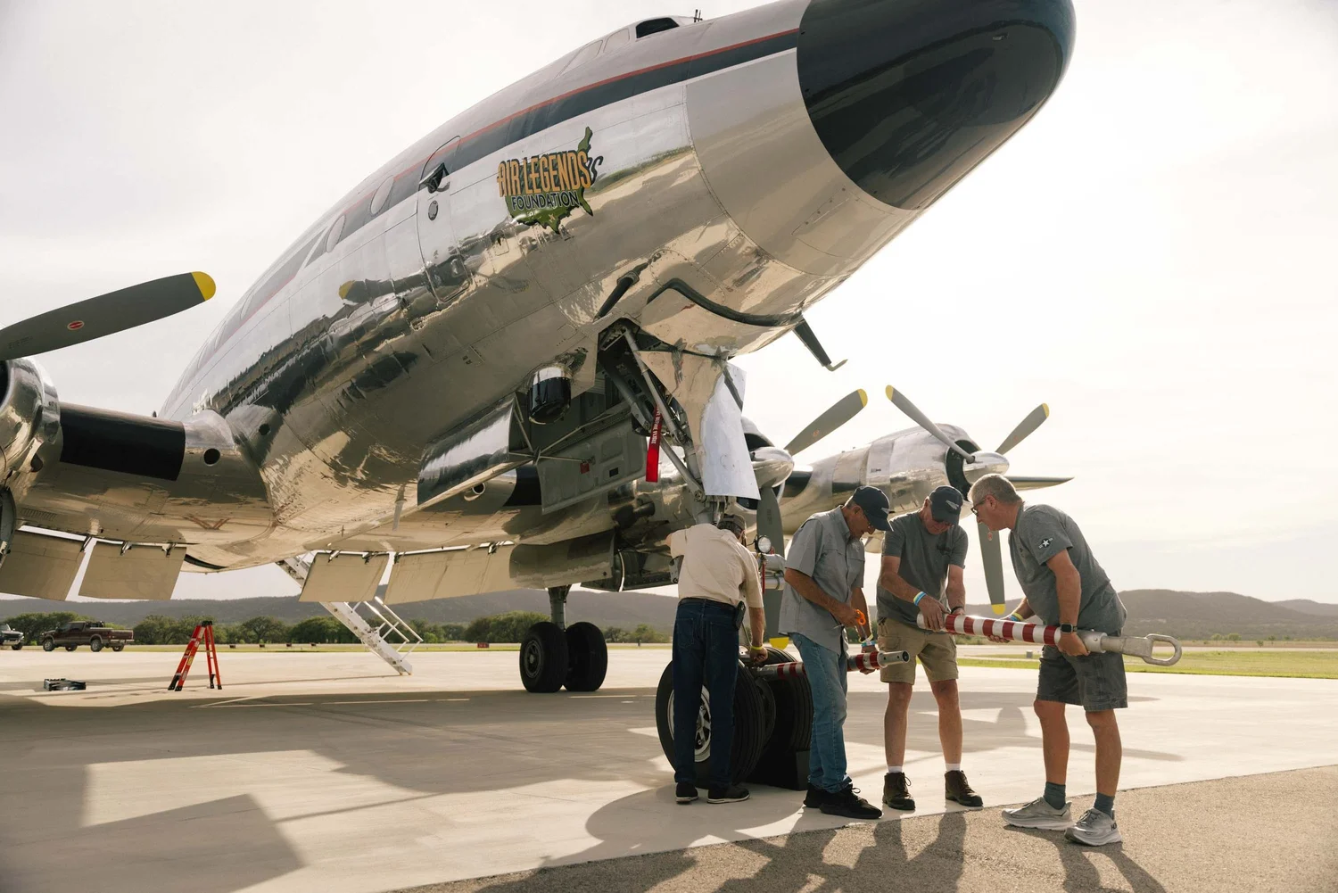 C-121A Constellation — Lewis Air Legends