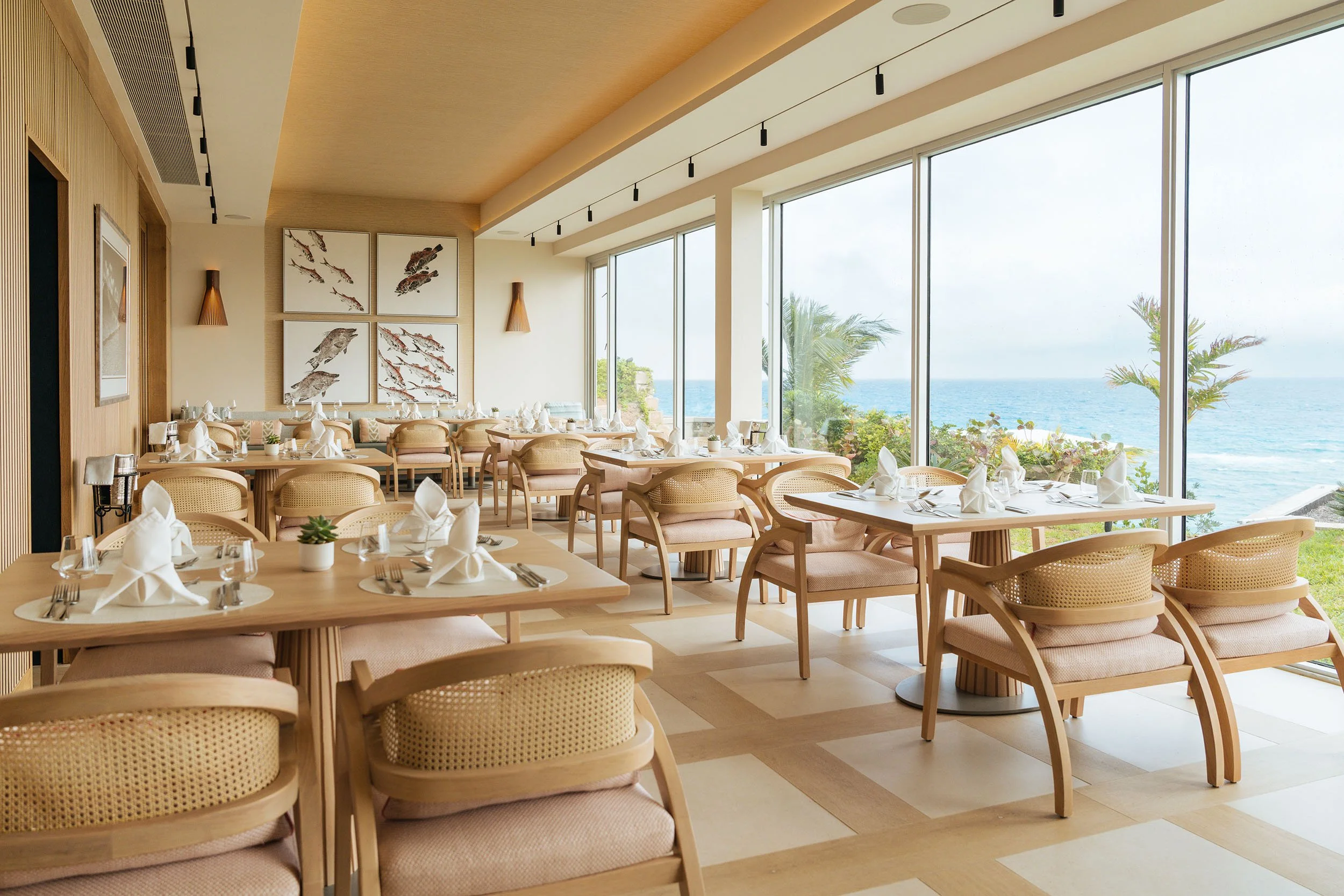 SURF | New Oceanfront Restaurant Near Hamilton