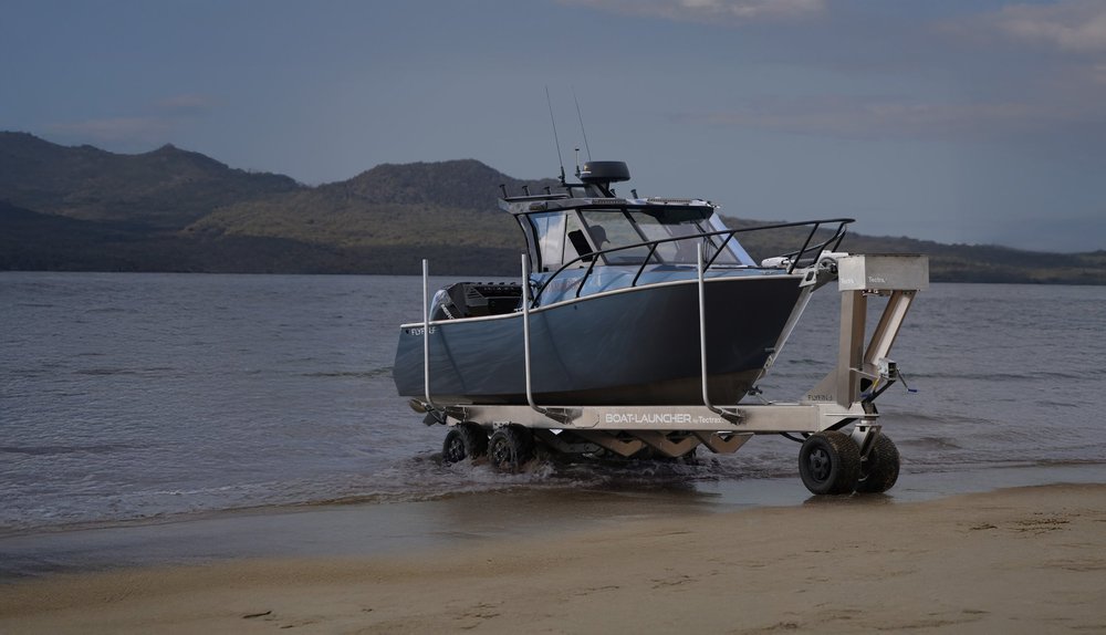 Boat-Launcher — Tectrax Electric Amphibious