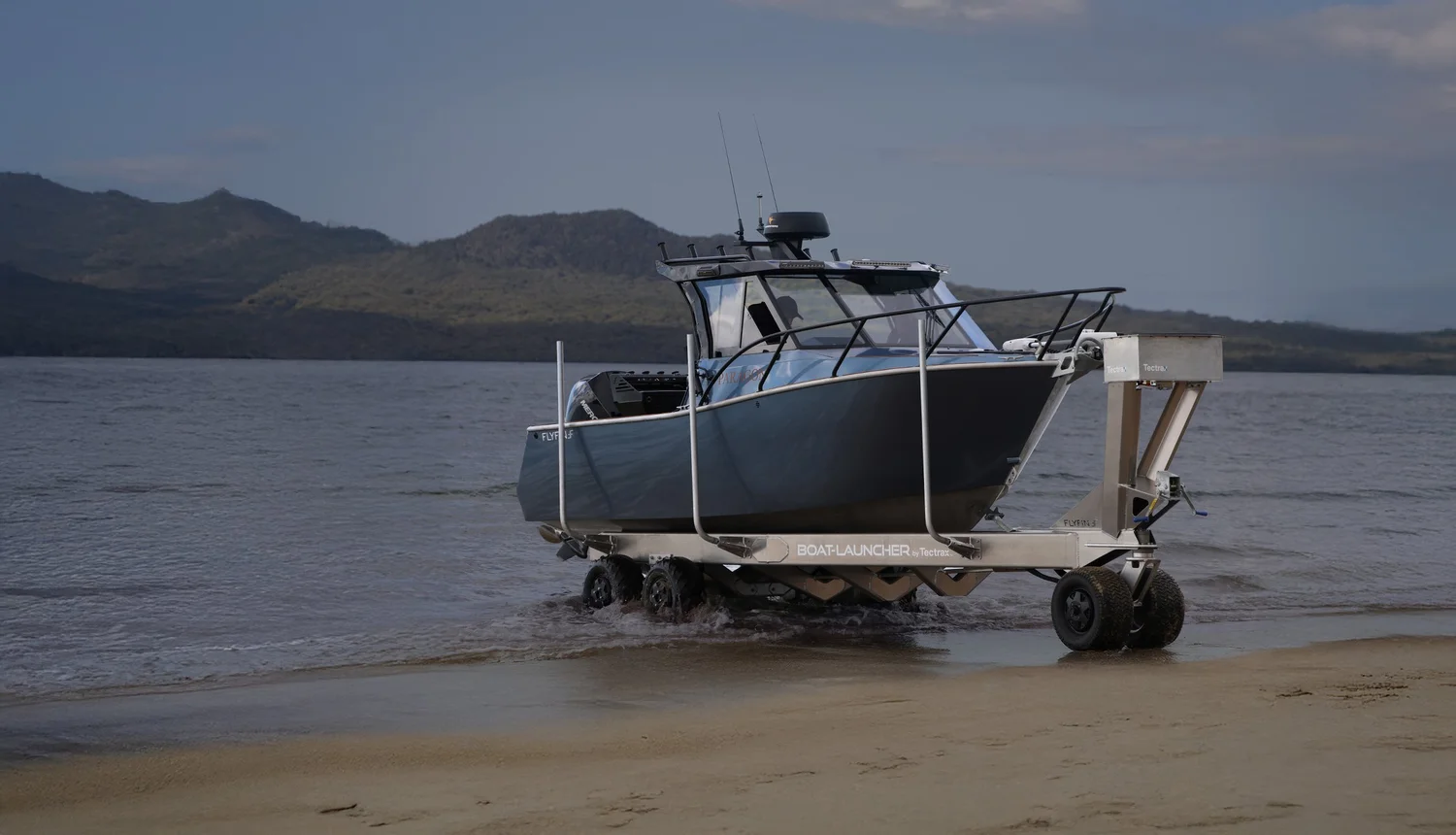 Boat-Launcher — Tectrax Electric Amphibious