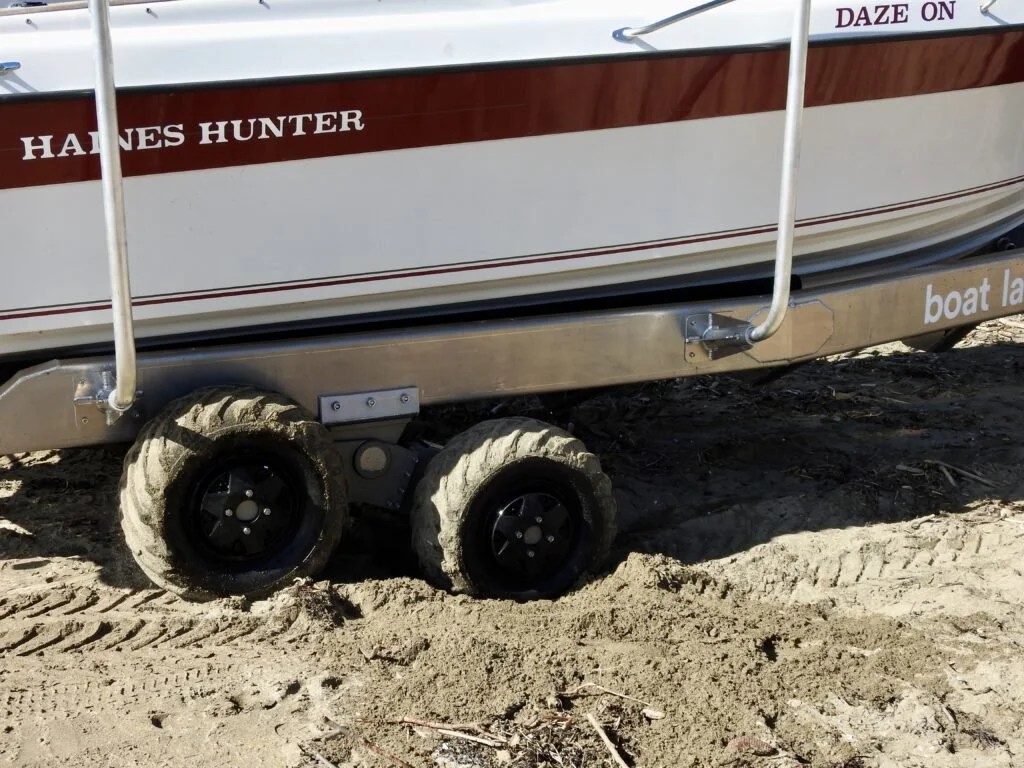 Boat-Launcher — Tectrax Electric Amphibious