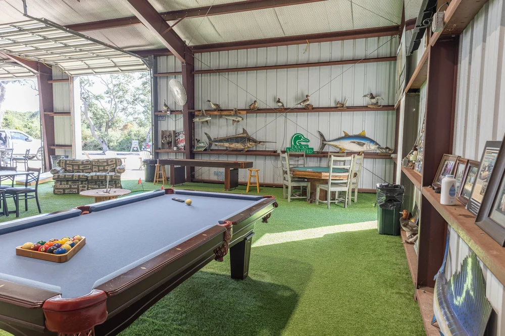 Lodging — Back Lakes Lodge