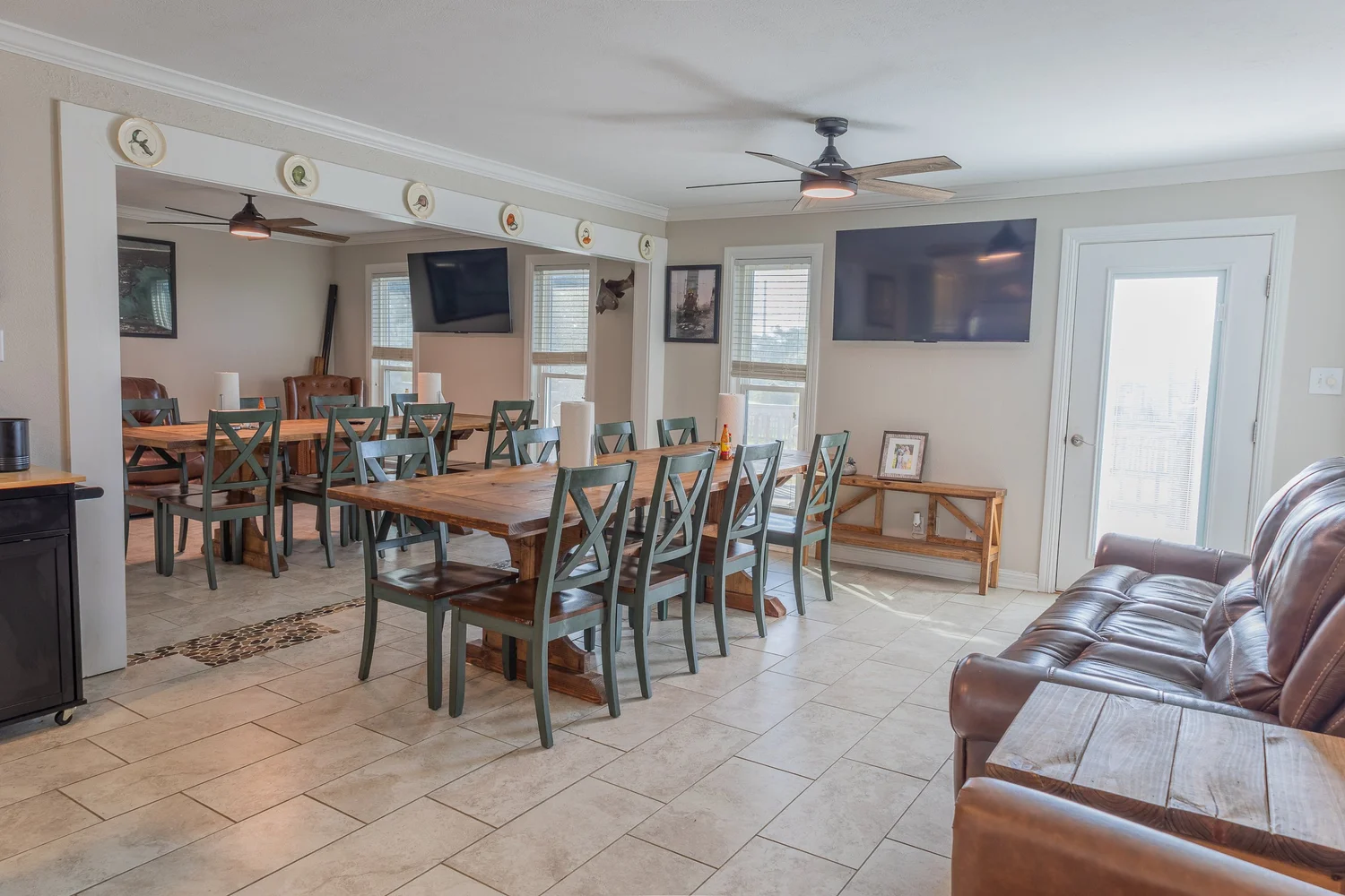Lodging — Back Lakes Lodge