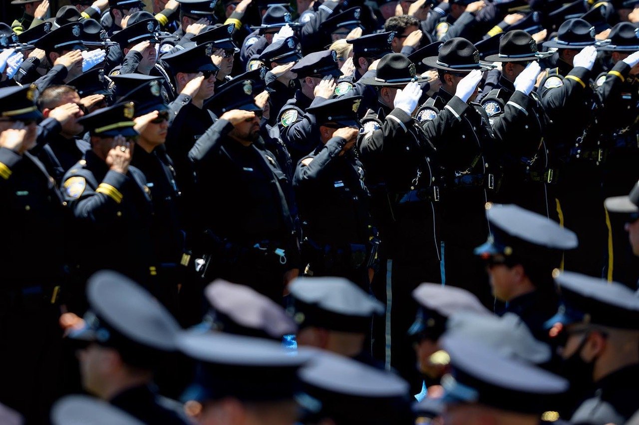 FALLEN OFFICERS FOUNDATION