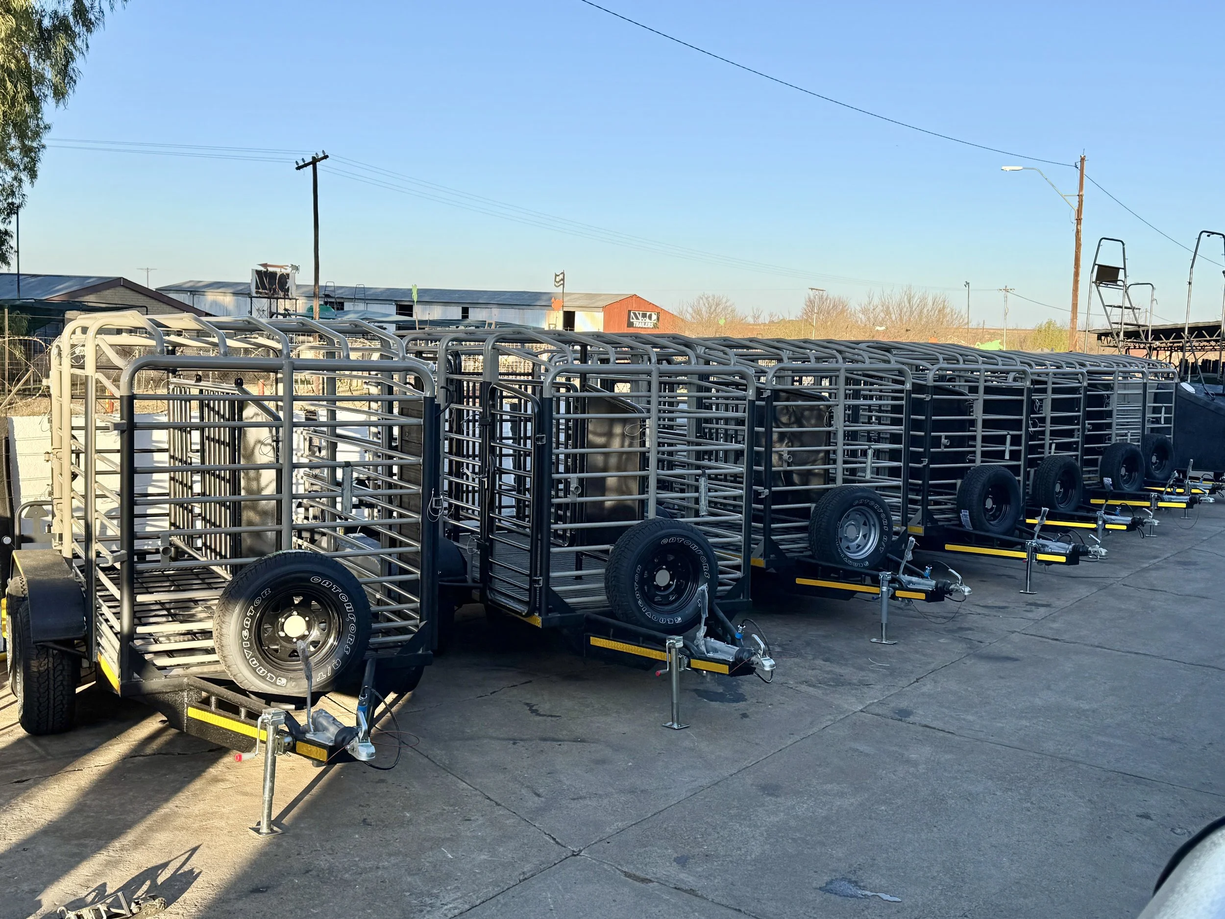 Nic trailers. At Nic trailers we build any trailer: cattle, sheep, wild ...