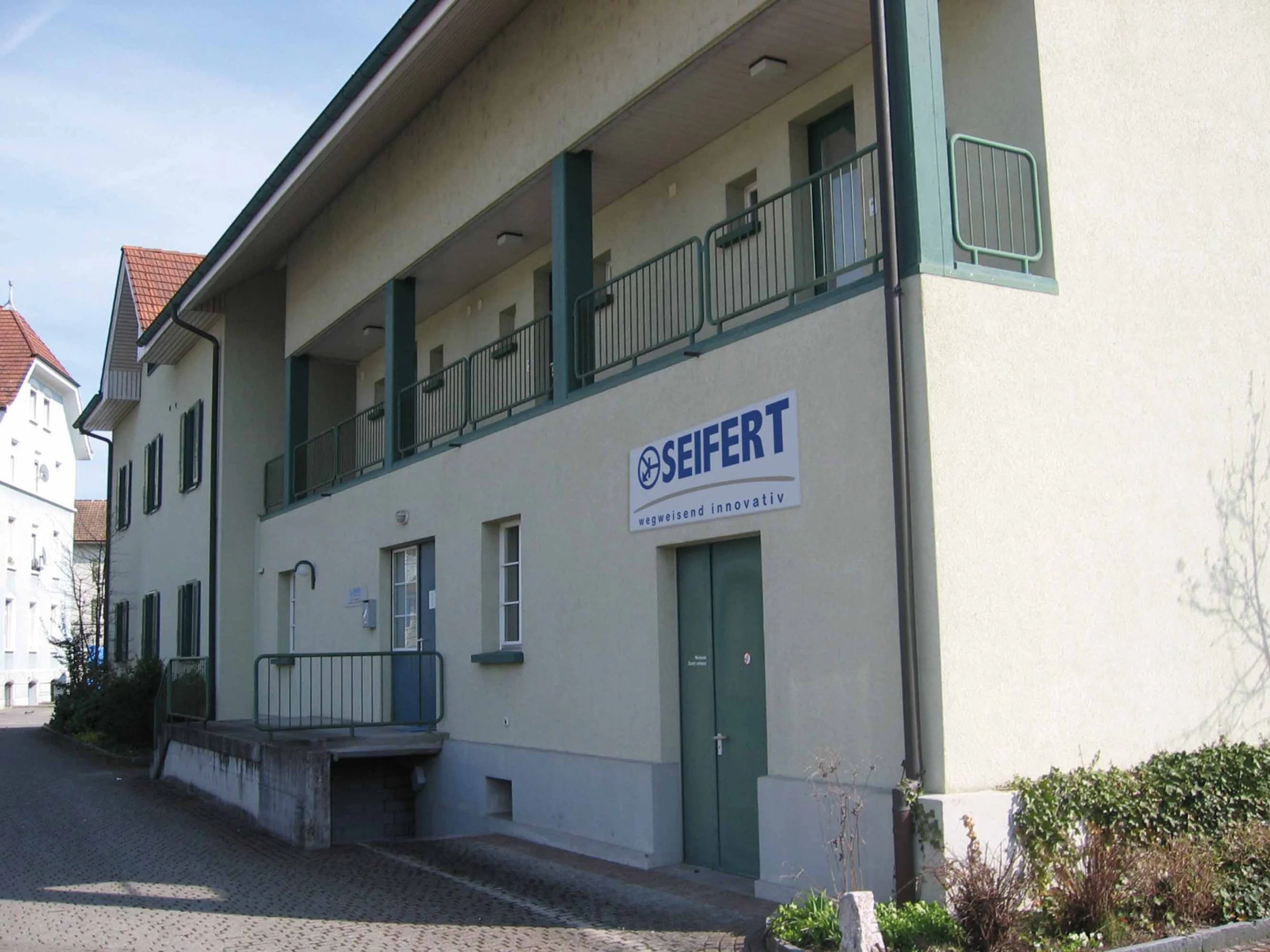 Services 2 — SEIFERT MES