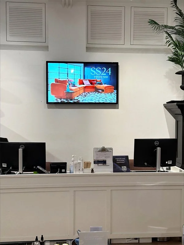 Slimline pro advertising displays,Premium digital advertising screens ...