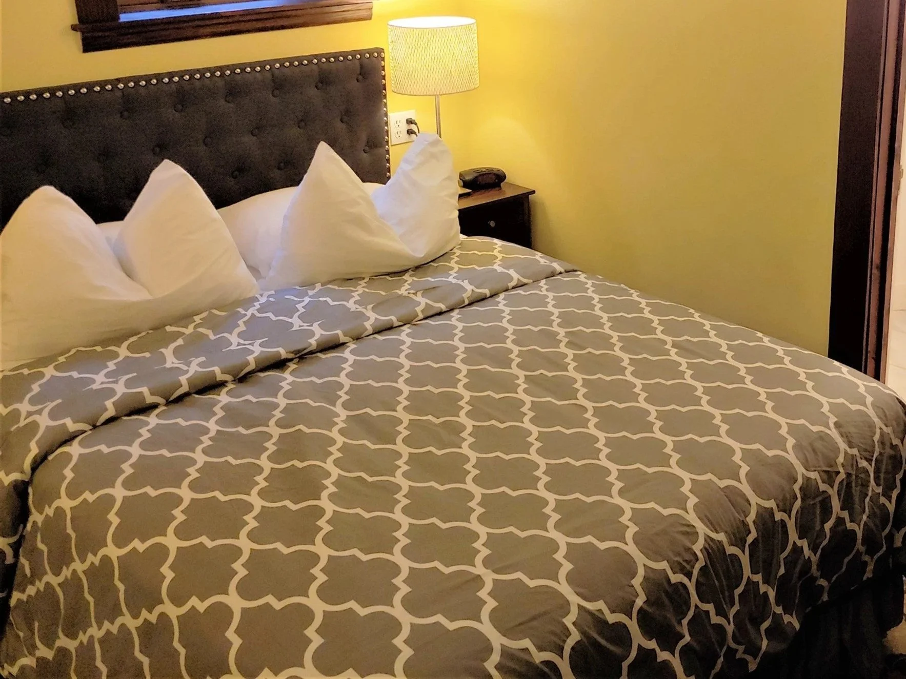 Bluebird Guesthouse - About — Division Inns ‎| Official Site of the ...