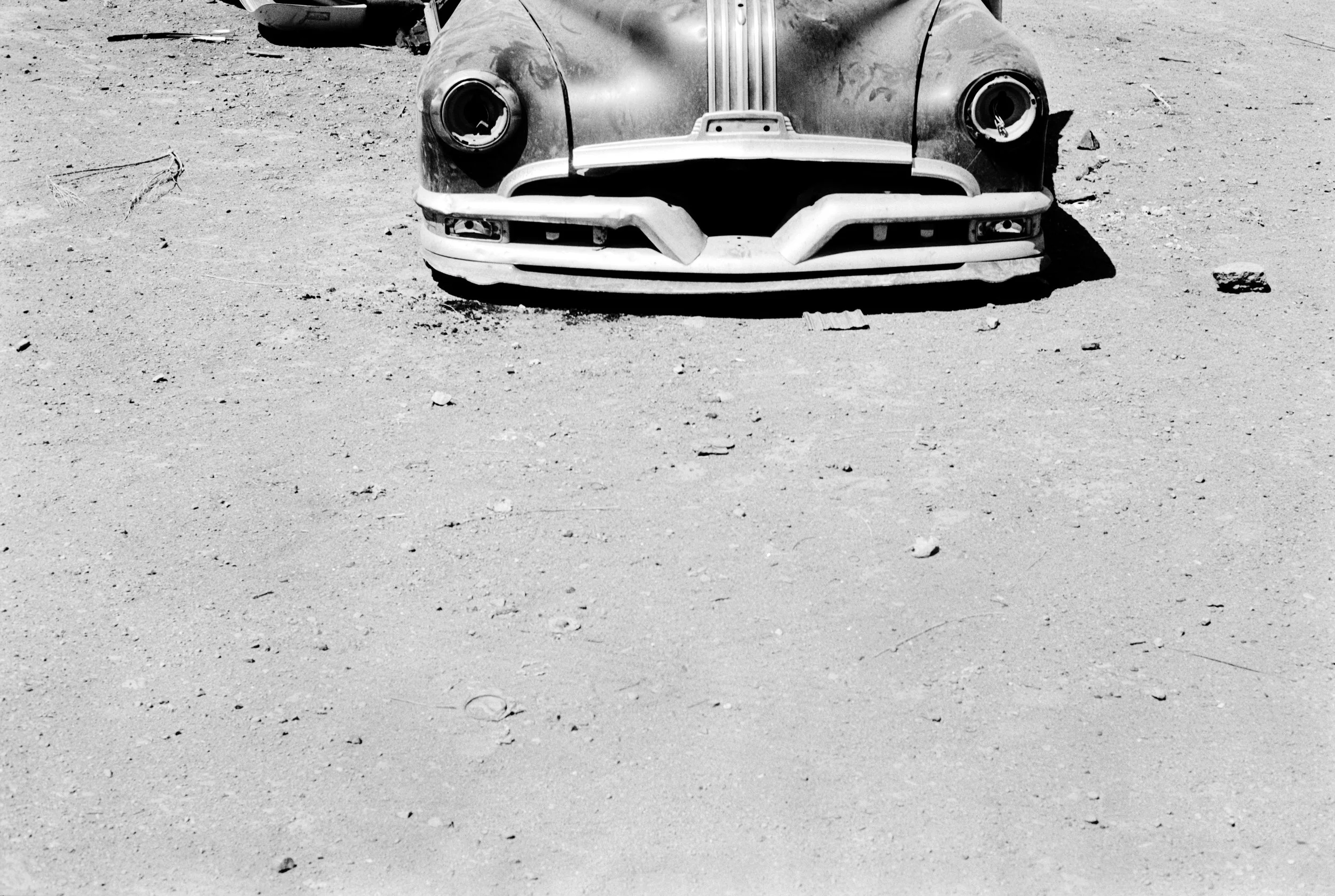 PAT O'NEILL: Cars and Other Problems — Curatorial Exhibitions