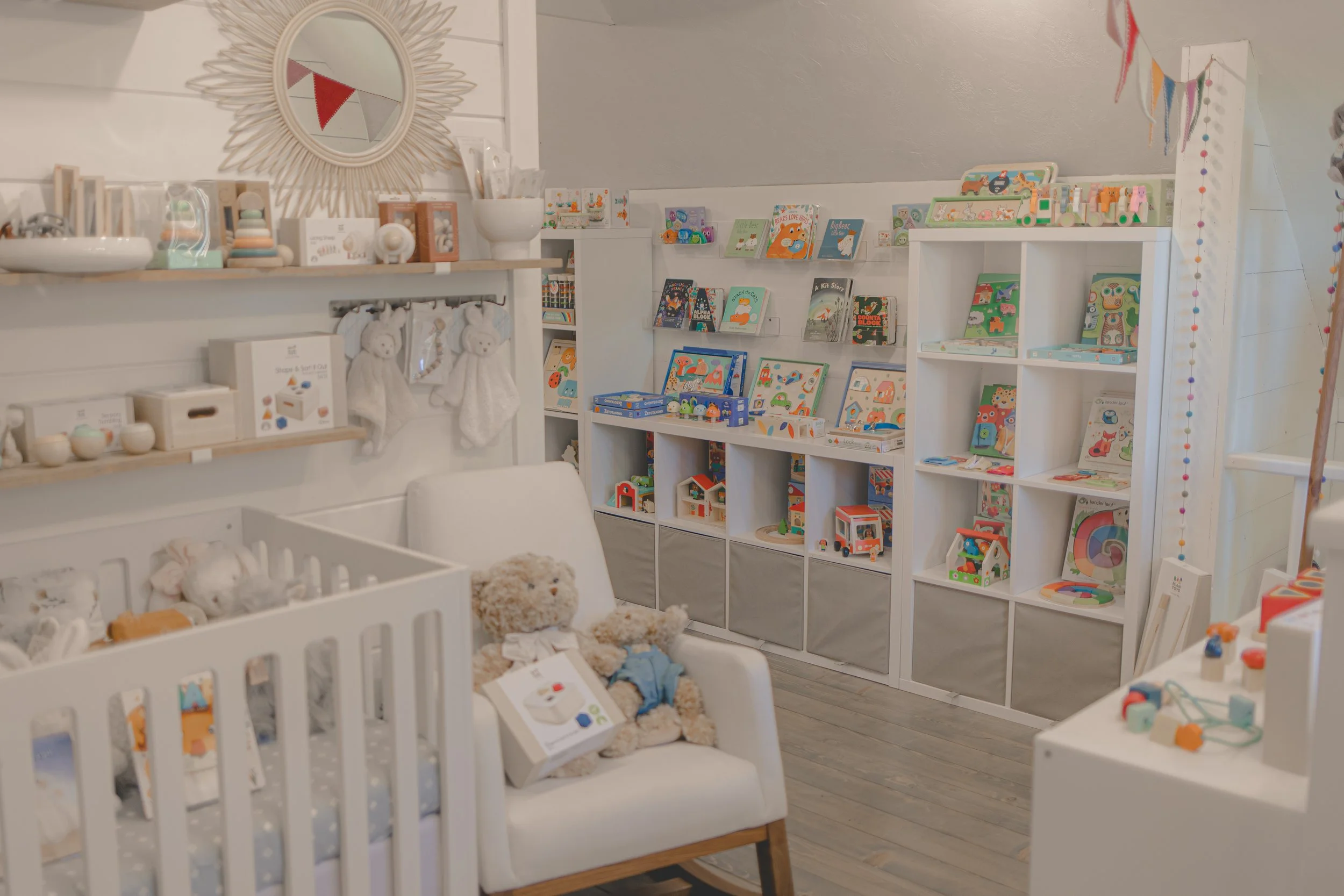 Premier Door County Shopping | Chelsea Blue Willow