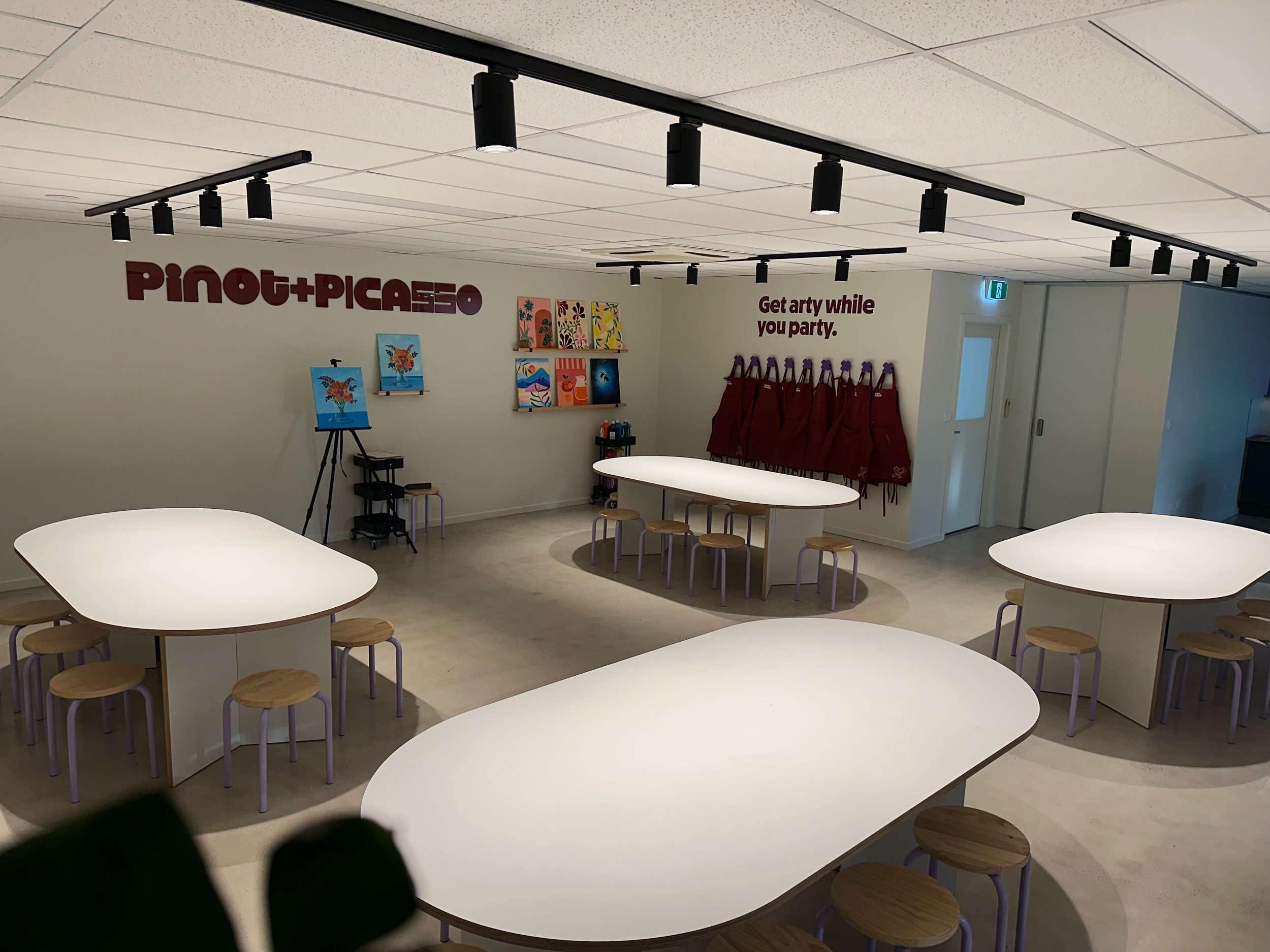Pinot + Picasso Studio — LiGHTMODO