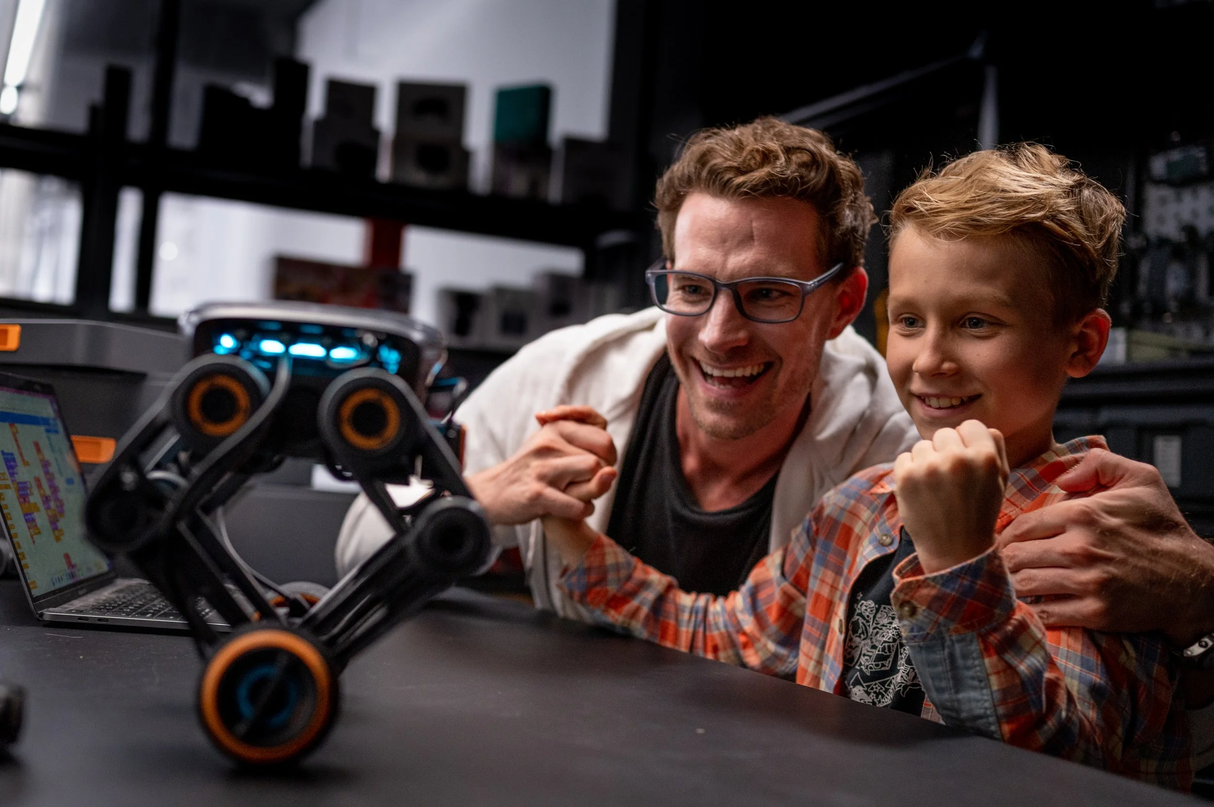 UBTech UGot | Découvrez, Programmez, Innovatez — PHR Robotics