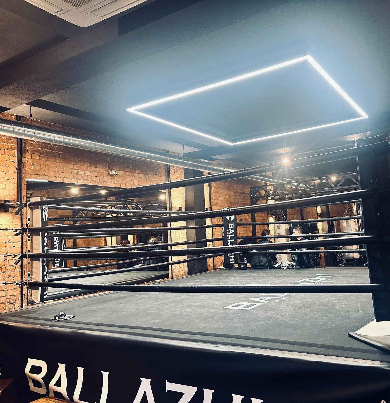 About — Ballazhi Boxing