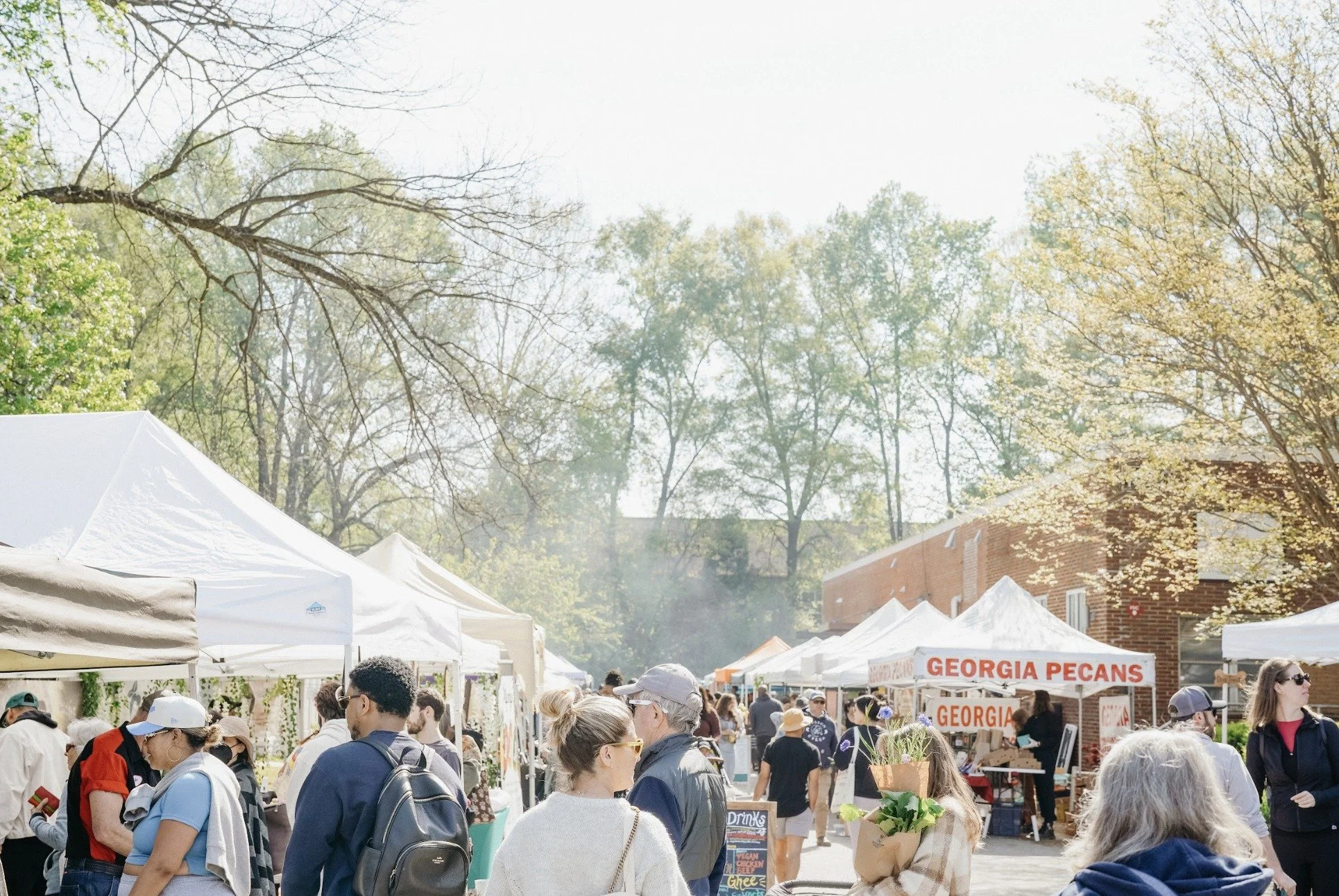 Grant Park Farmers Market — The Beacon