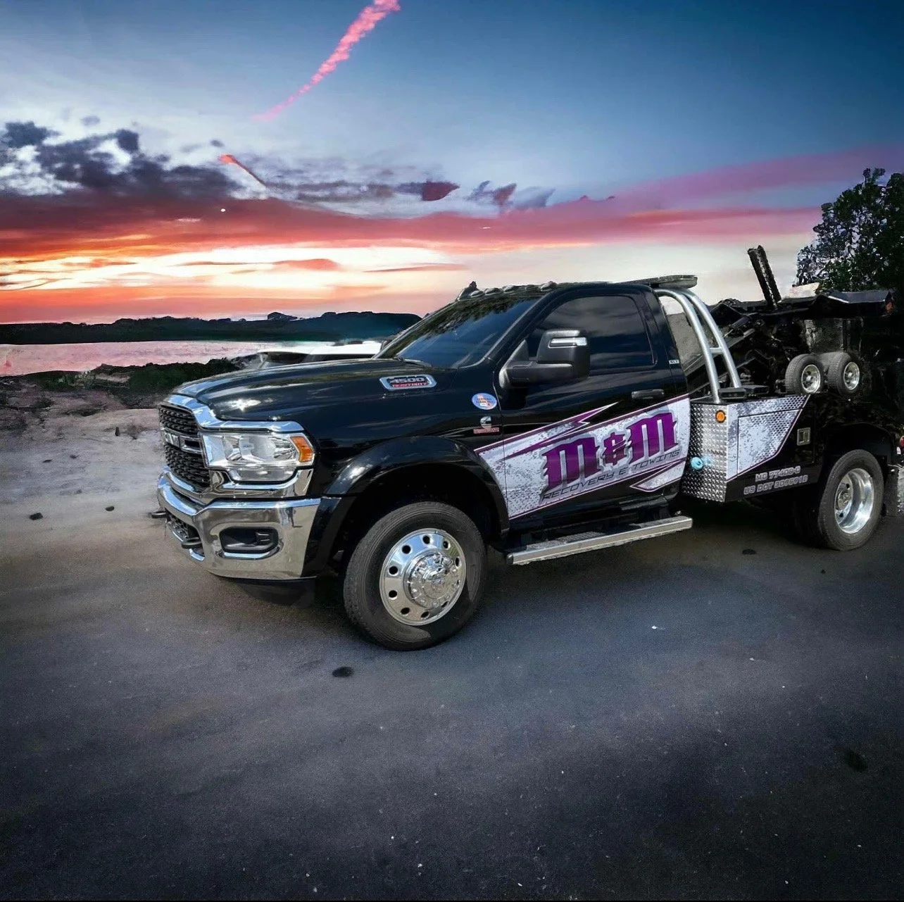 M&M Recovery and Towing