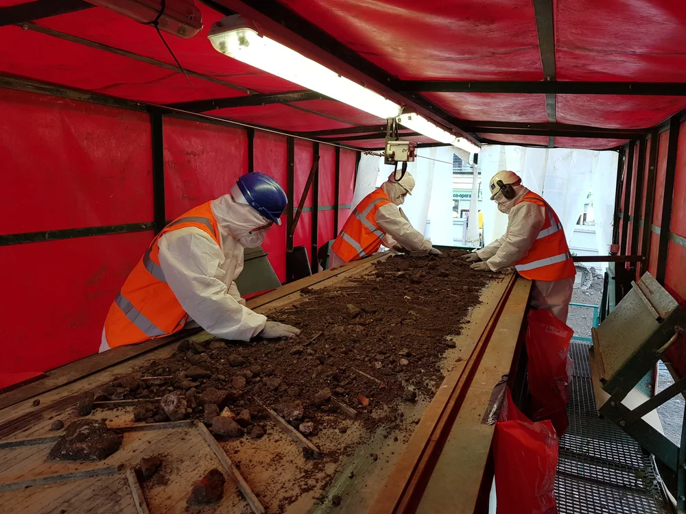 How to identify and manage asbestos on construction sites | Churngold ...