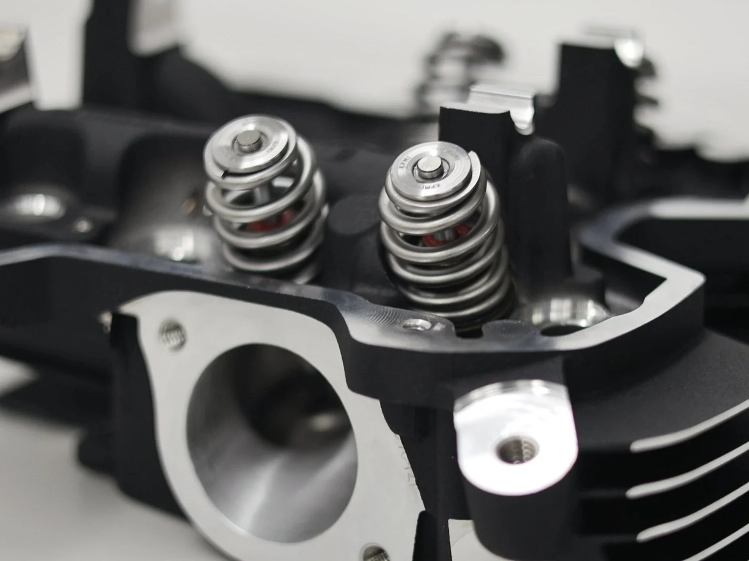 Gen. 2 SE Center-Cooled M8 +2mm CNC Heads — Ward Performance