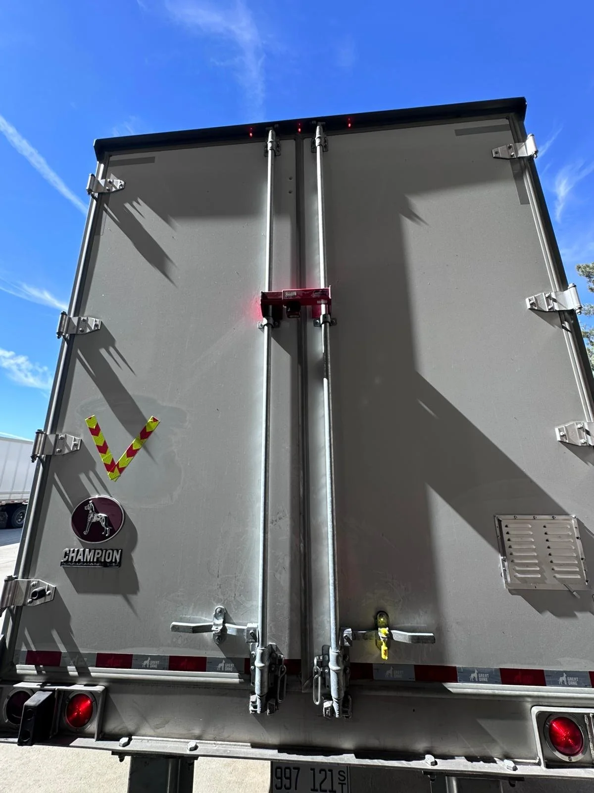 AAA TRANSPORTATION GROUP | DRY VAN TRUCKING -- Illinois, California ...