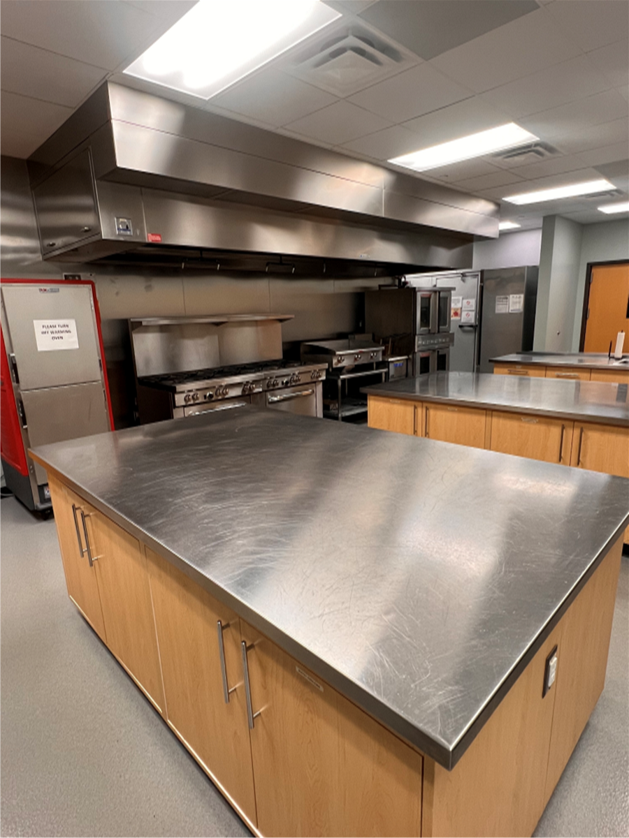 Commissary — The Leipsic Community Center