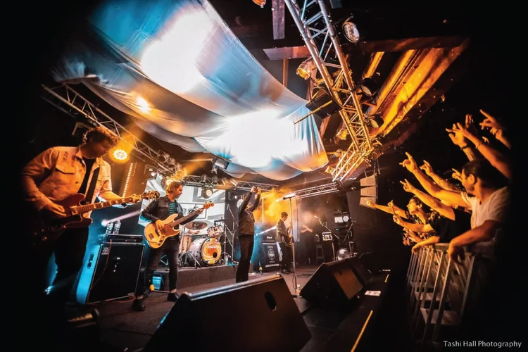 Noasis | Join the Oasis Tribute Experience Today!