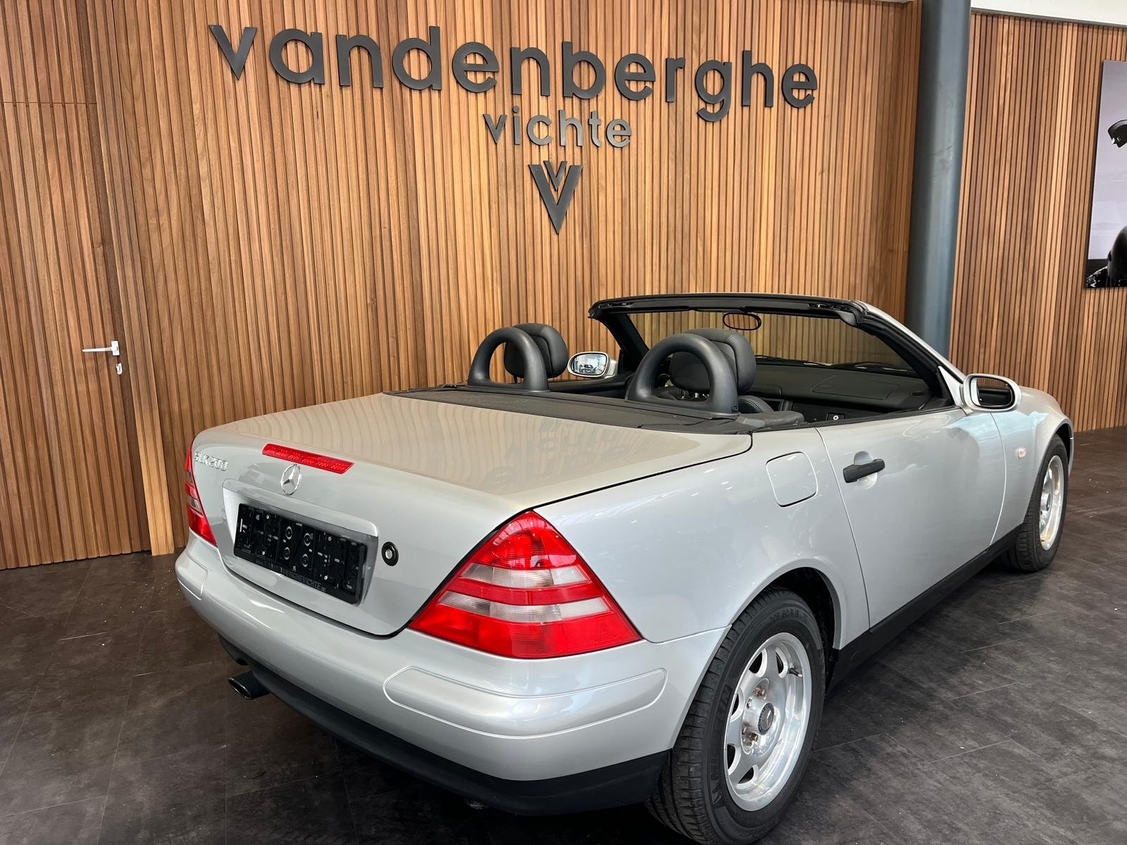 Mercedes SLK 200 — Garage Vandenberghe