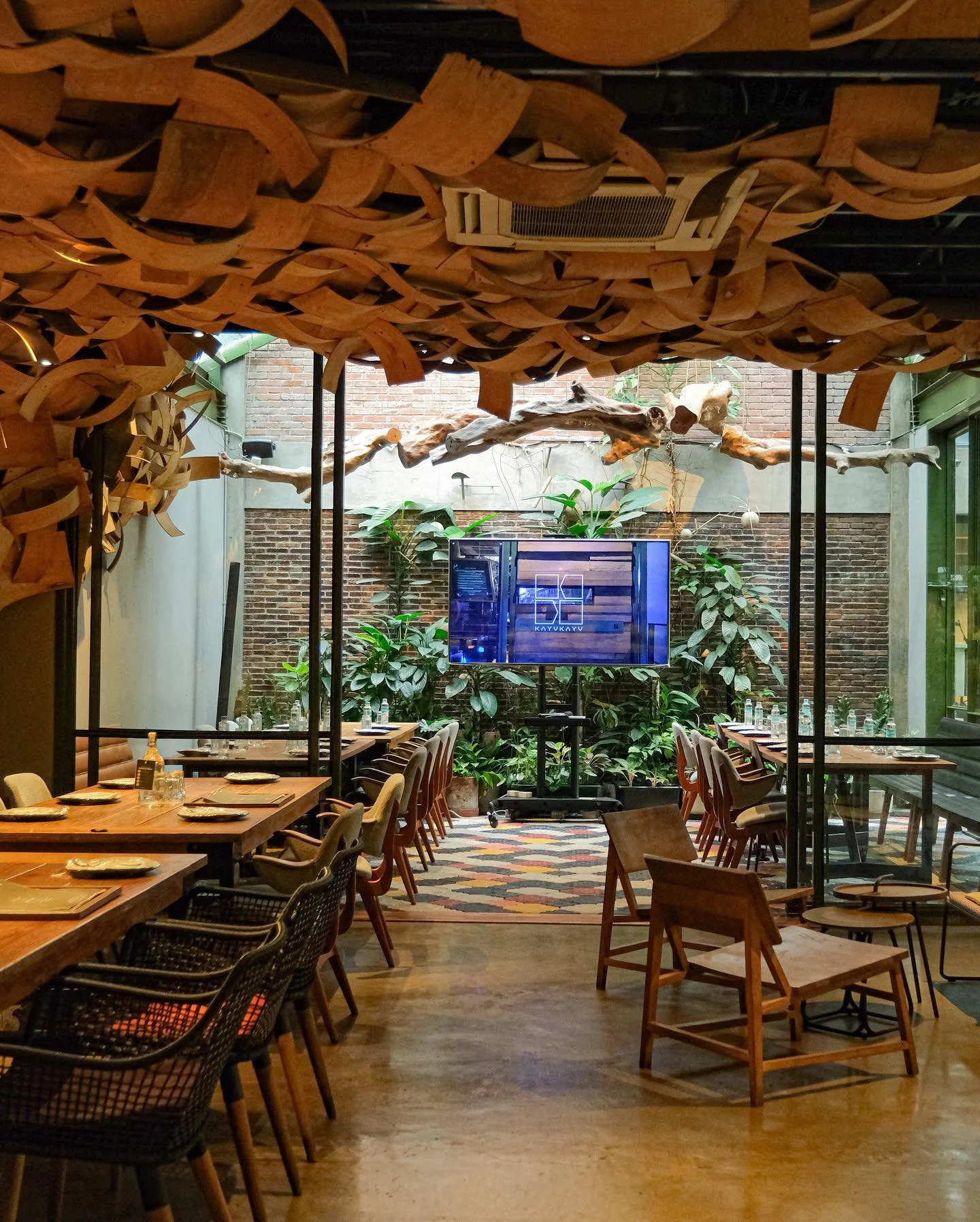 Kayu Kayu Restaurant