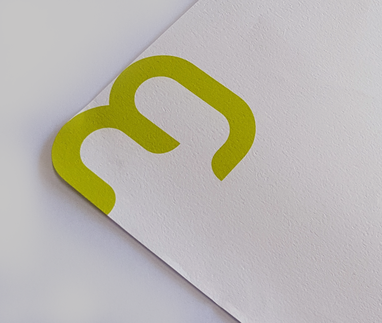 Round corner cutting — Clarkeprint