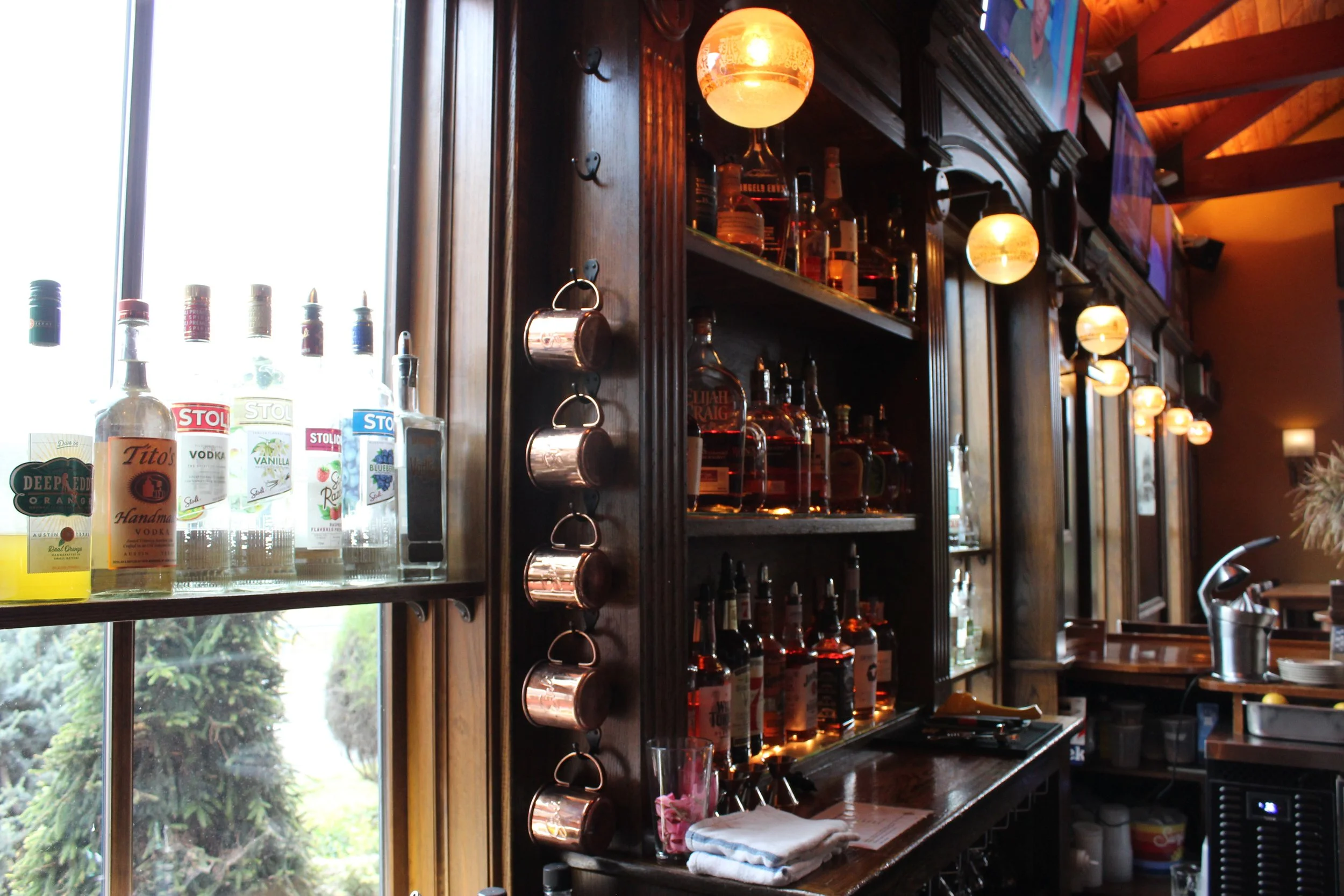 Happy Hour — Blue Bird Inn