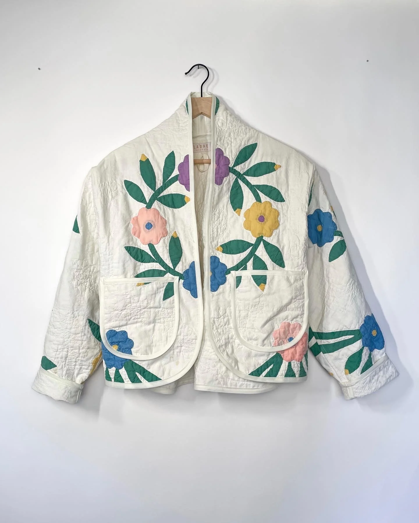 How to Turn a Quilt into a Jacket - 2 Beginner-Friendly Sewing Patterns ...