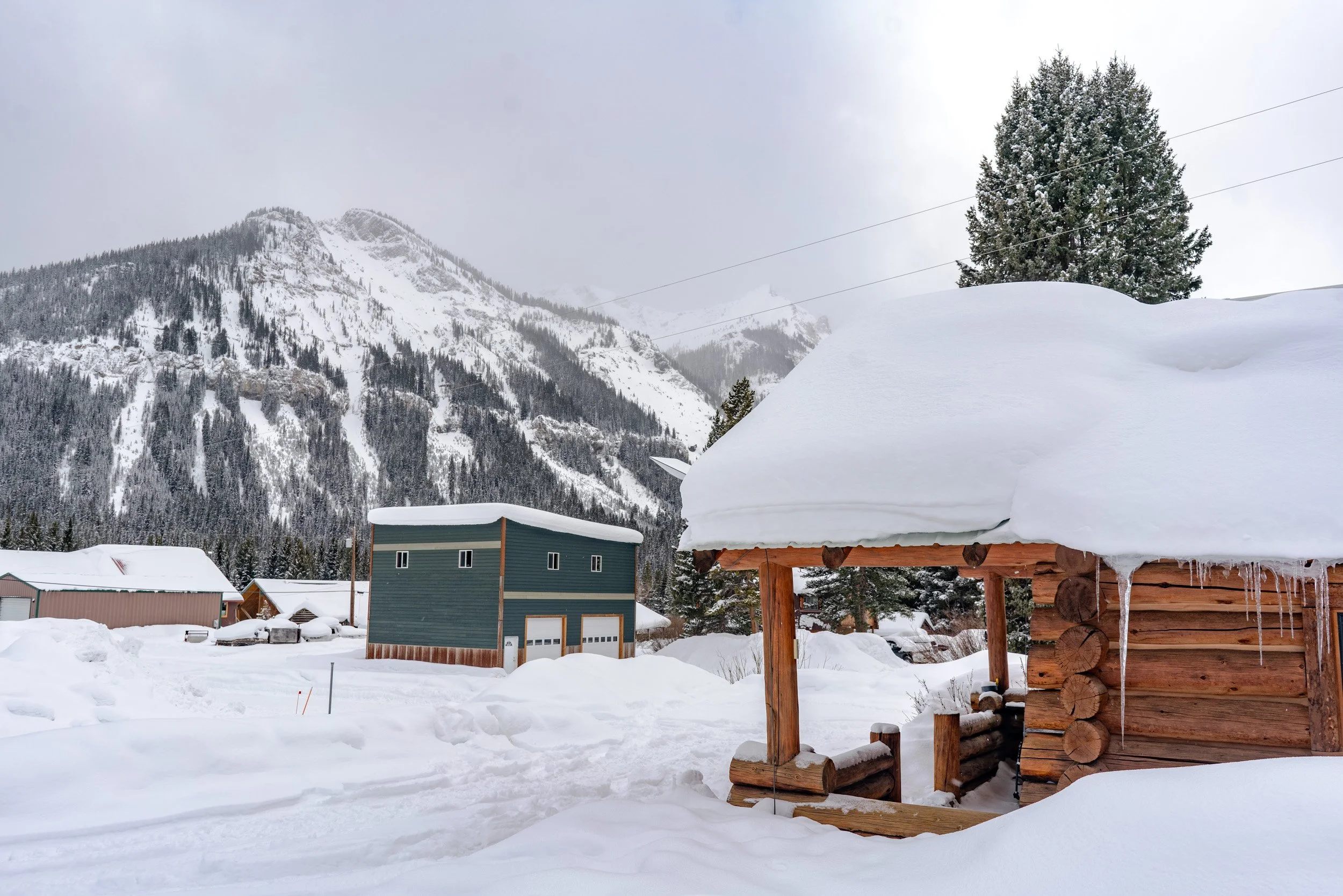 Hi-Mark Cabin — COOKE CITY EXXON