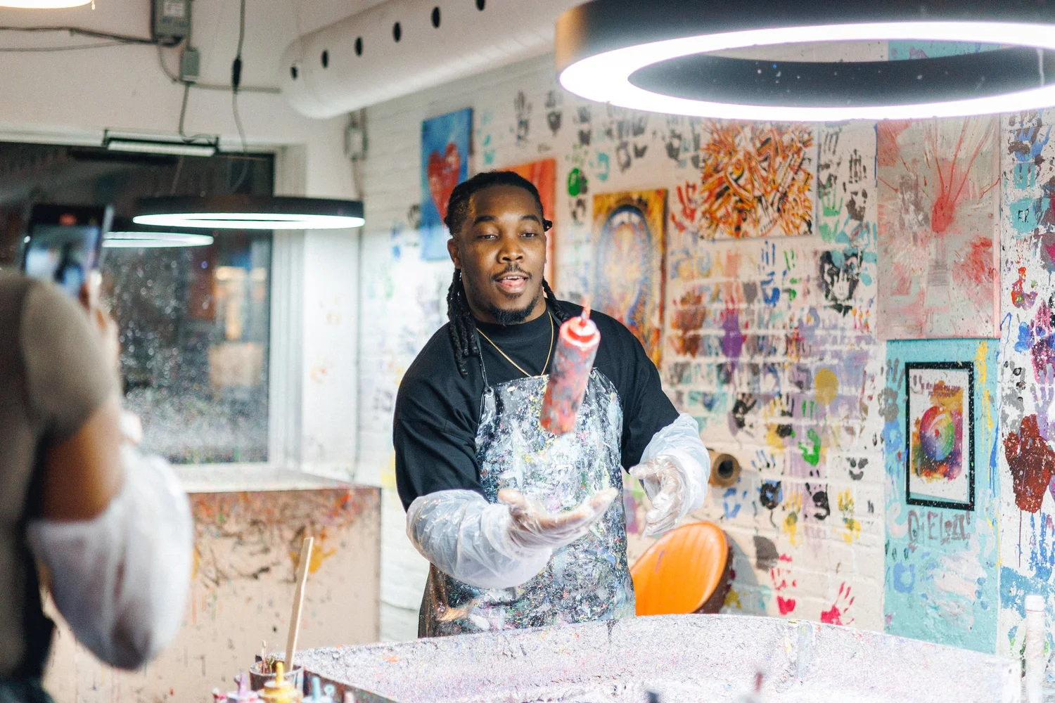 À propos | Explorez & Créez Aujourd'hui — ArtChaos Spin Art Studio ...