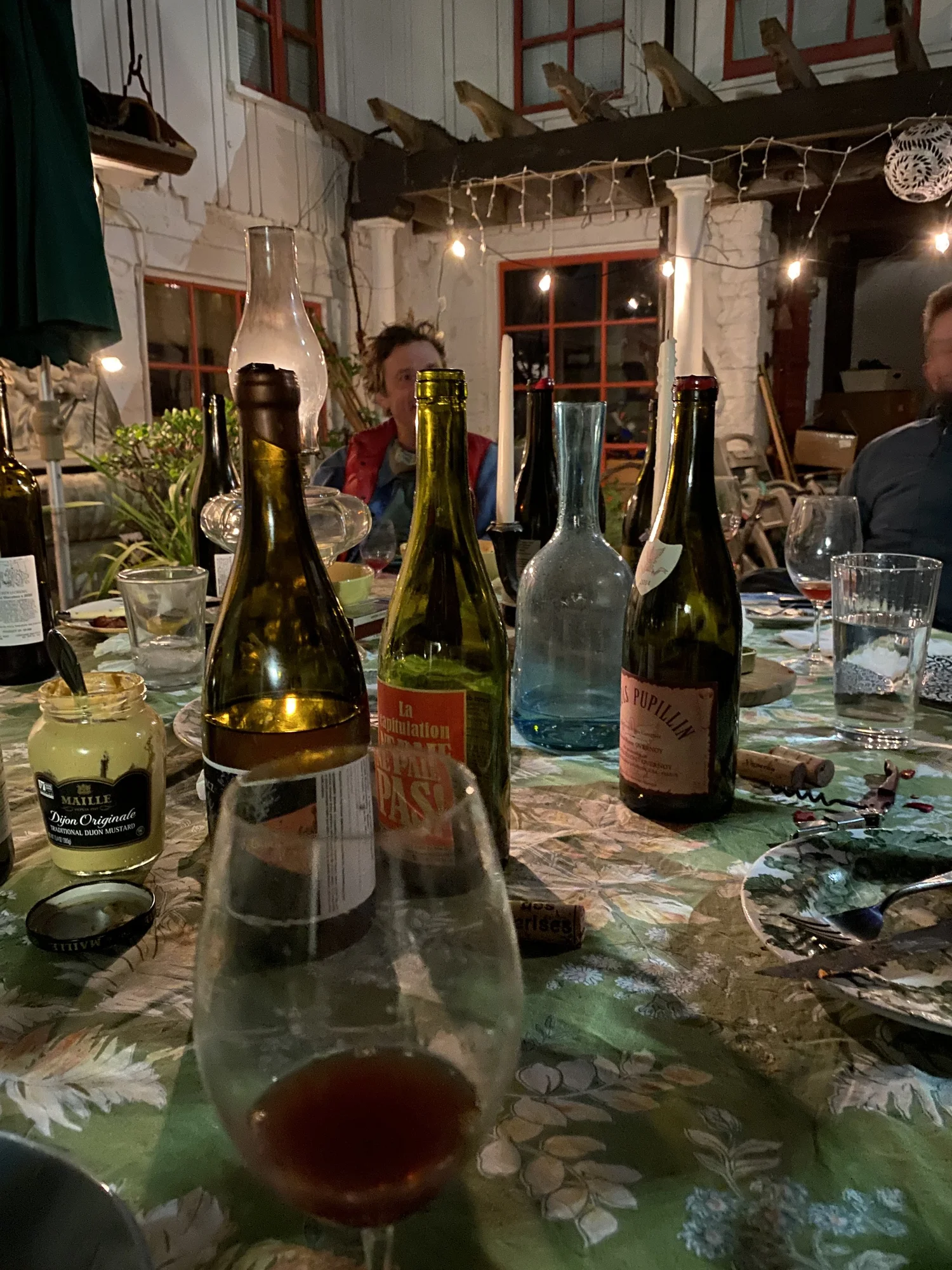 Bar Renée - Natural Wine Shop + Bar