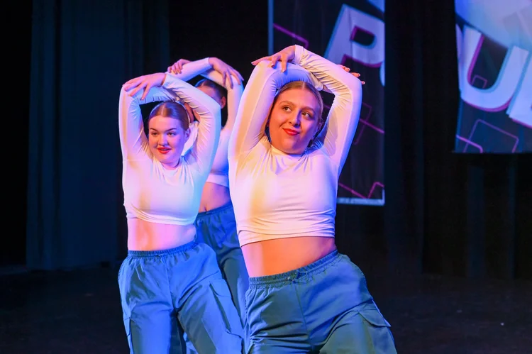 PULSE DANCE COMPETITIONS