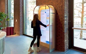 LinkedIn London Experience Center — DEEPLOCAL