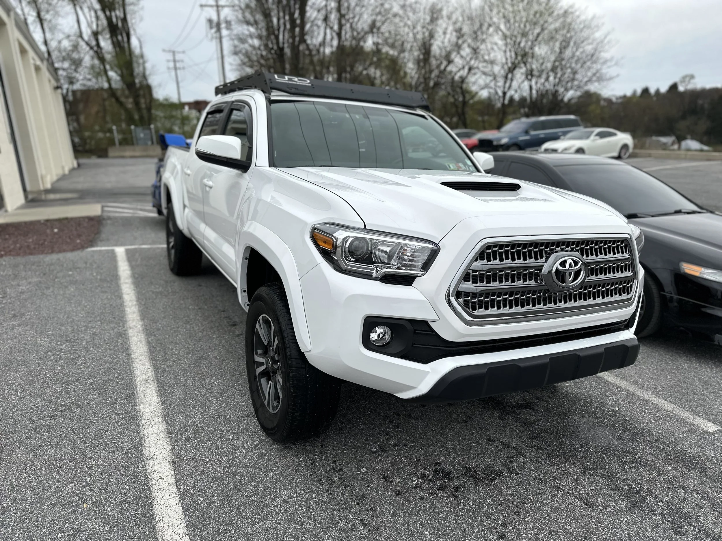 Lopez Auto Body LLC