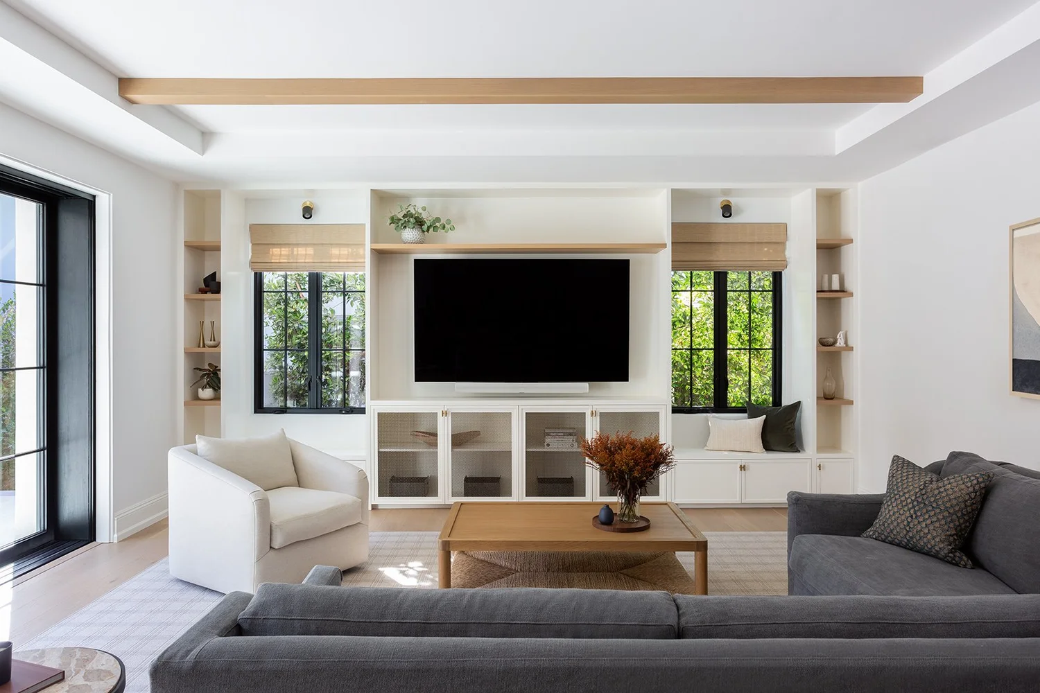 Jacon Ave Residence: Home in the Pacific Palisades — AAHA Studio