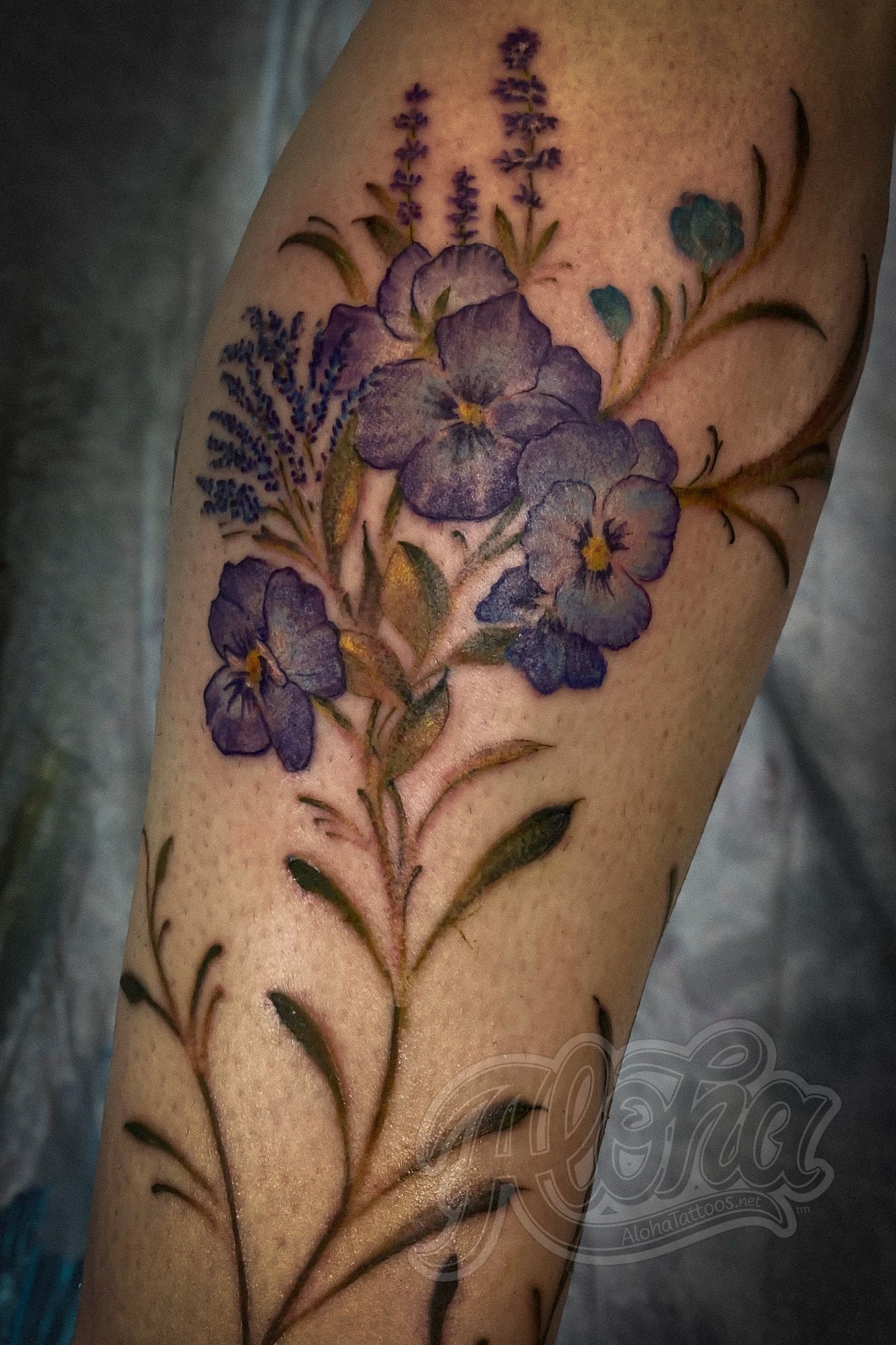 Aloha Tattoos - Expert Tattoo Artists
