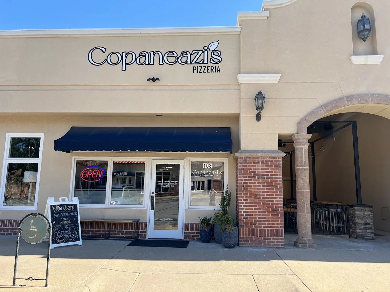 Menus — Copaneazi’s Pizzaria