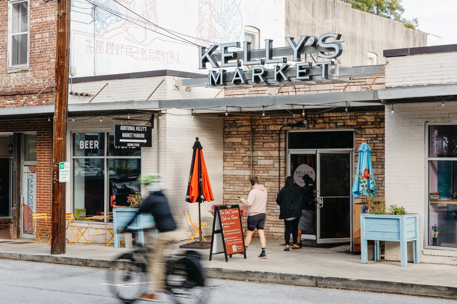 Kelly's Market | Decatur's Neighborhood Market & Deli