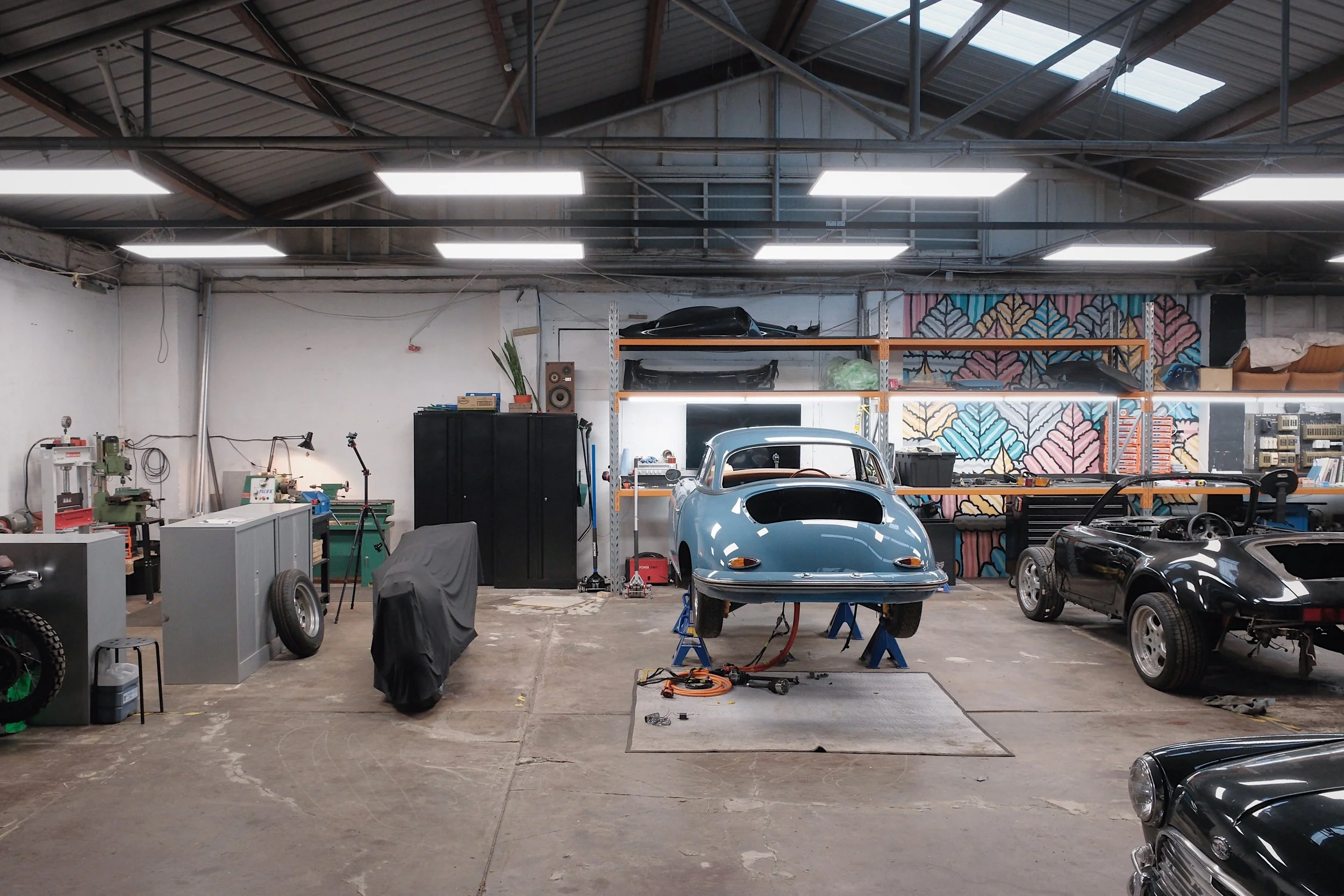 Super Restorations - Classic Vehicle Restoration Workshop